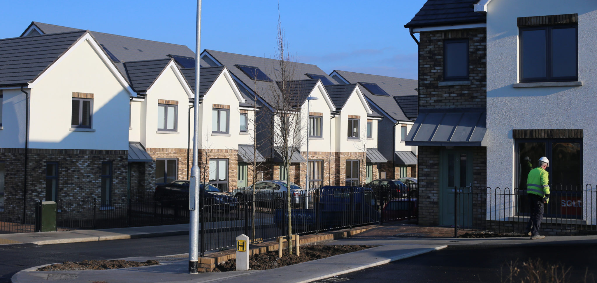 House prices: 'Dramatic' COVID-related increases are over | Newstalk