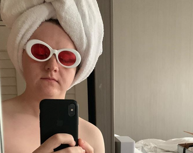 Lewis Capaldi Car-Shares A Mint Green Fiesta With His Ma