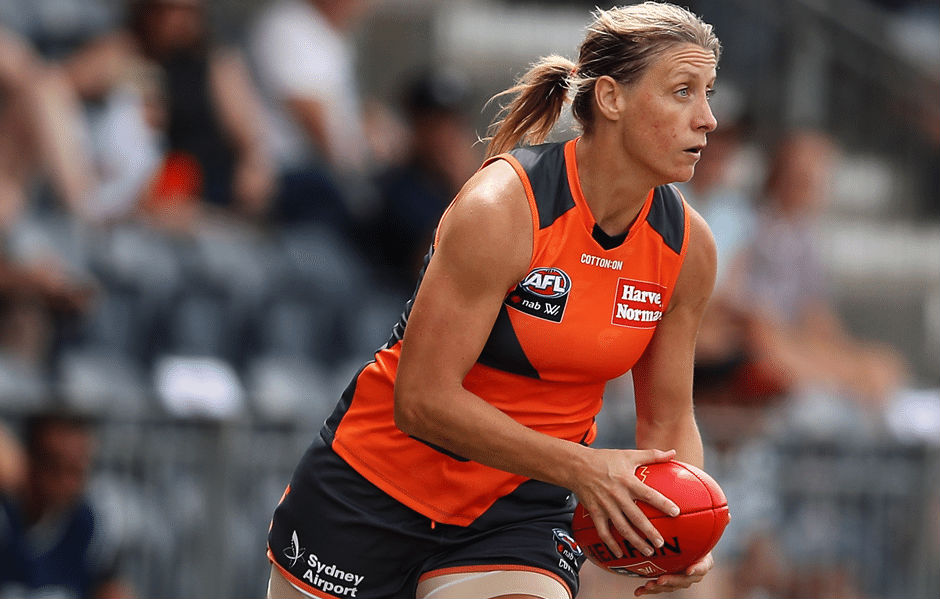 Cora Staunton suffers horrific leg break | OffTheBall