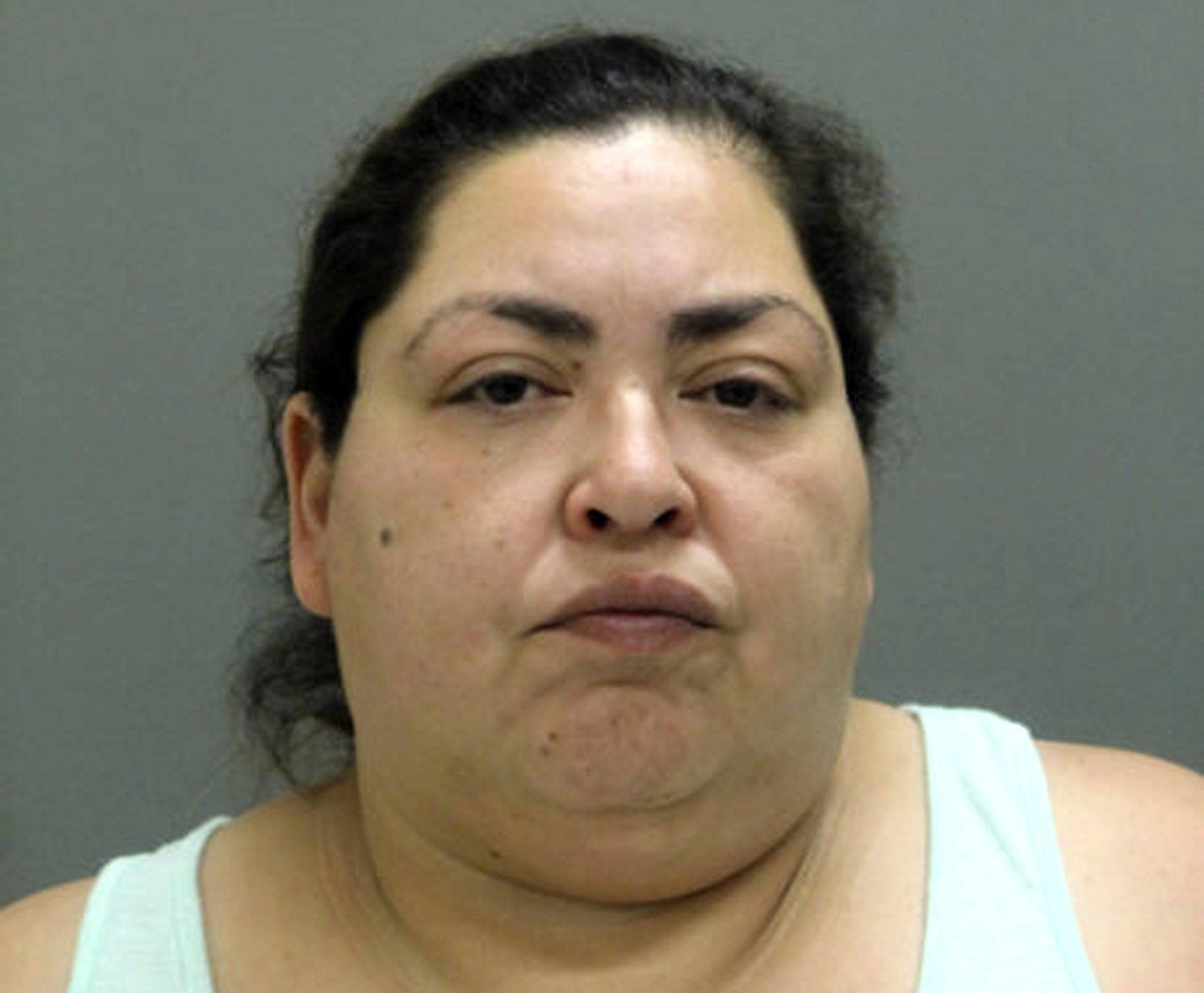 Three people arrested over death of heavily pregnant woman in Chicago ...