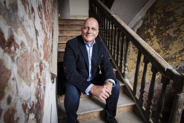 Hugh Wallace: Tributes as Home Of The Year judge passes away at 68 ...