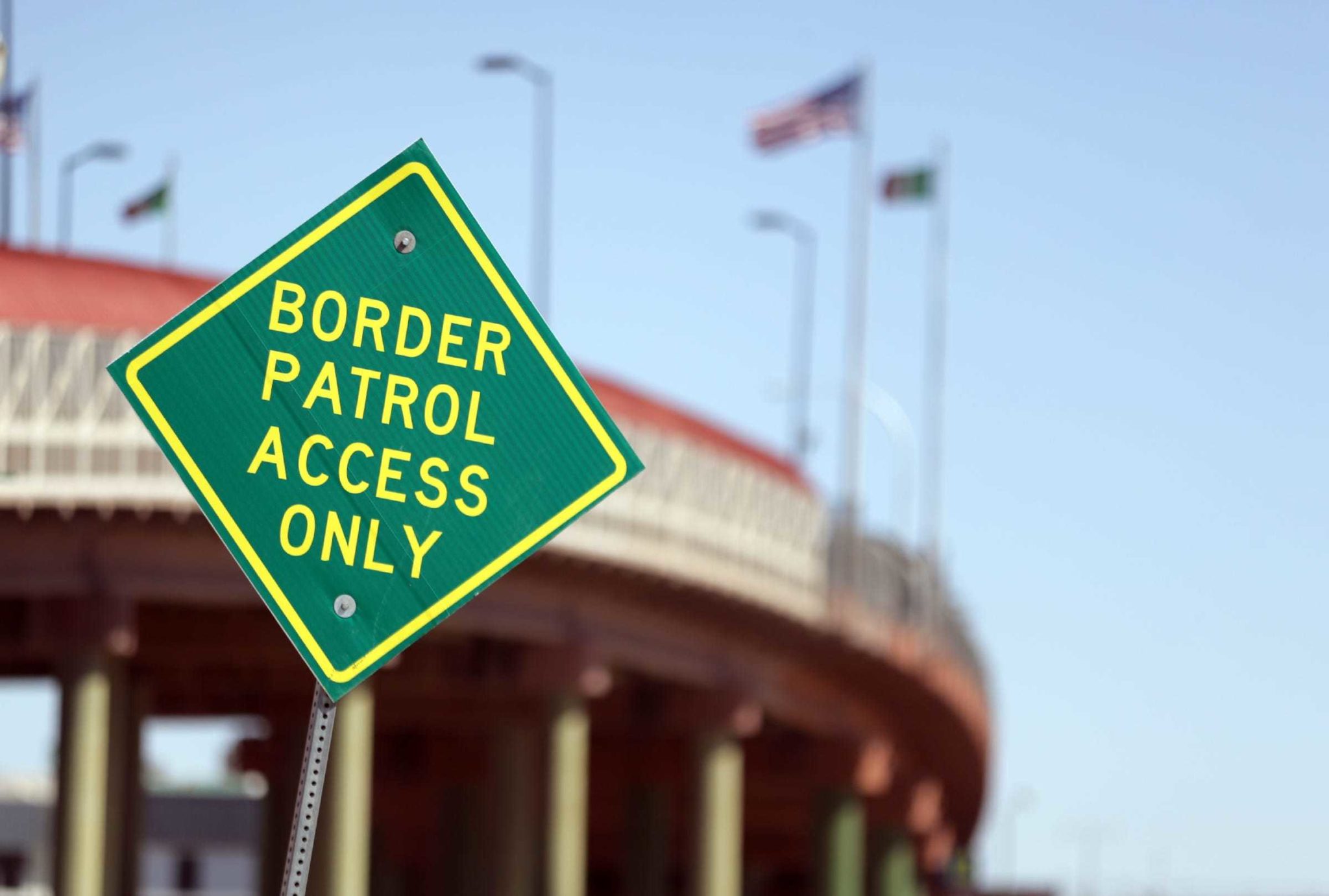 US border crisis intensifies as Congress votes on aid packages | Newstalk