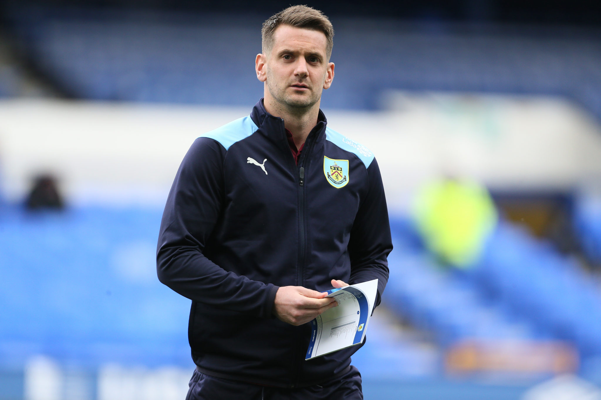 Tom Heaton returns to Manchester United on free transfer