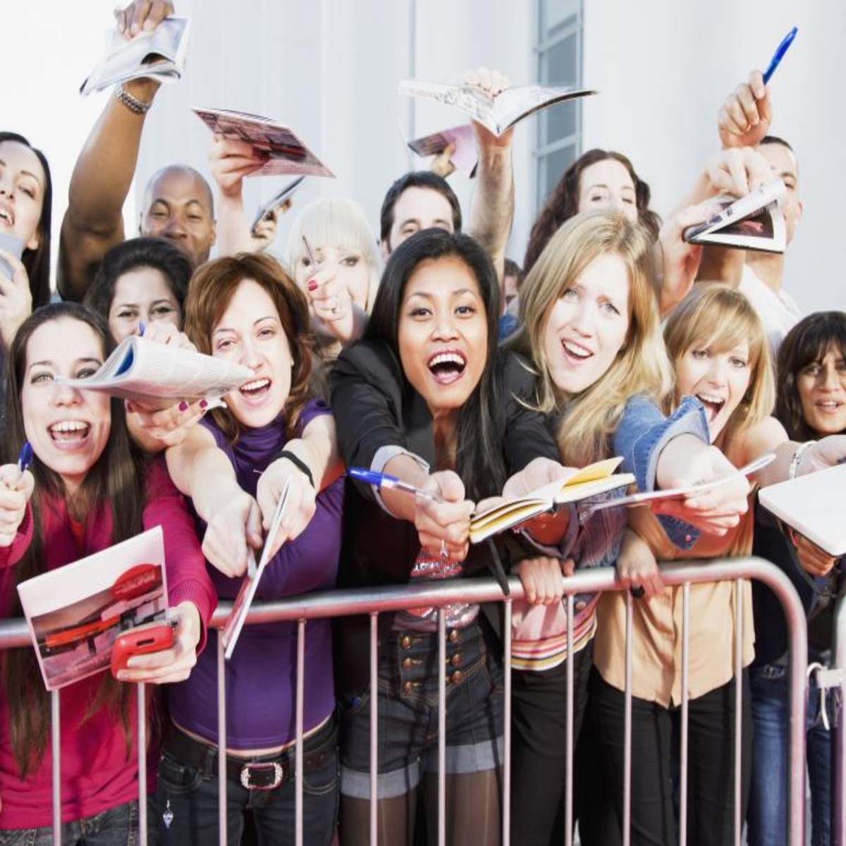 Autograph Hunting - A hobby or an industry? | Newstalk