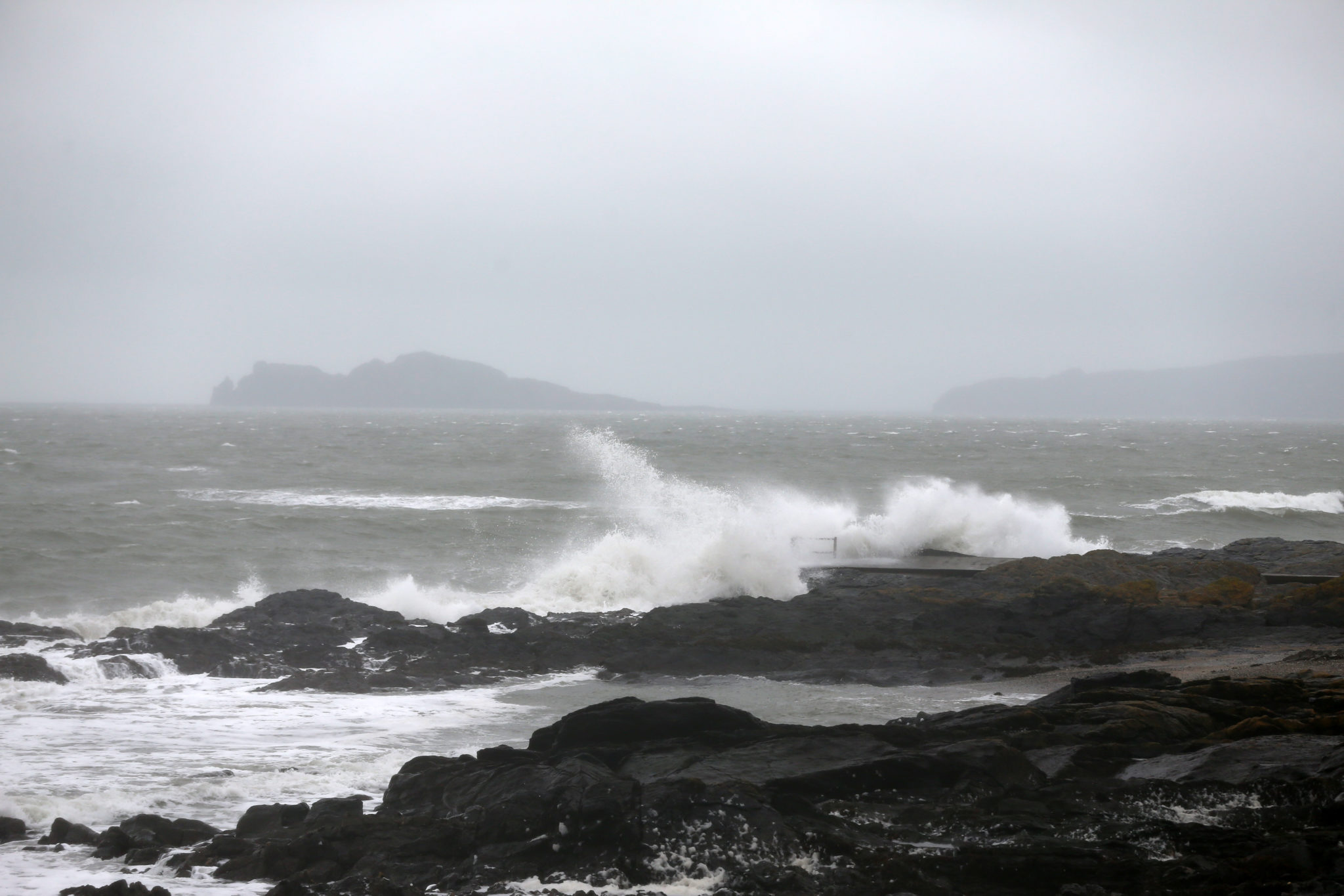 Status Orange wind warning issued for seven counties | Newstalk