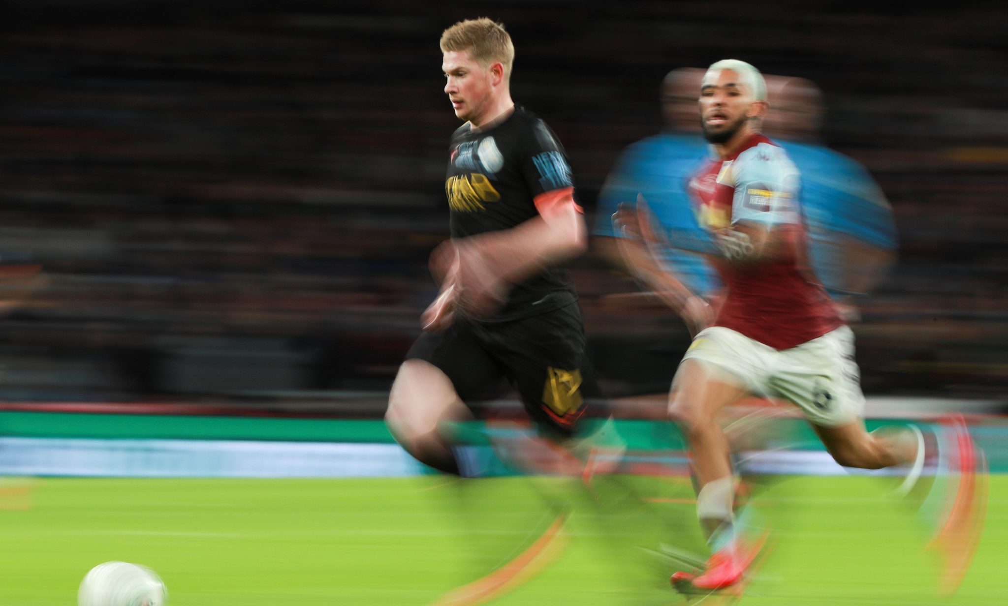 Kevin de Bruyne winning race to be fit for Manchester derby | OffTheBall