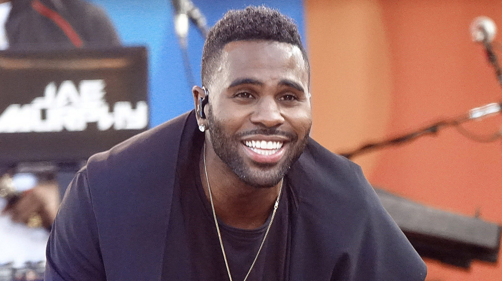 WATCH: Jason Derulo Shaves An Eyebrow After Losing A Bet On TikTok ...