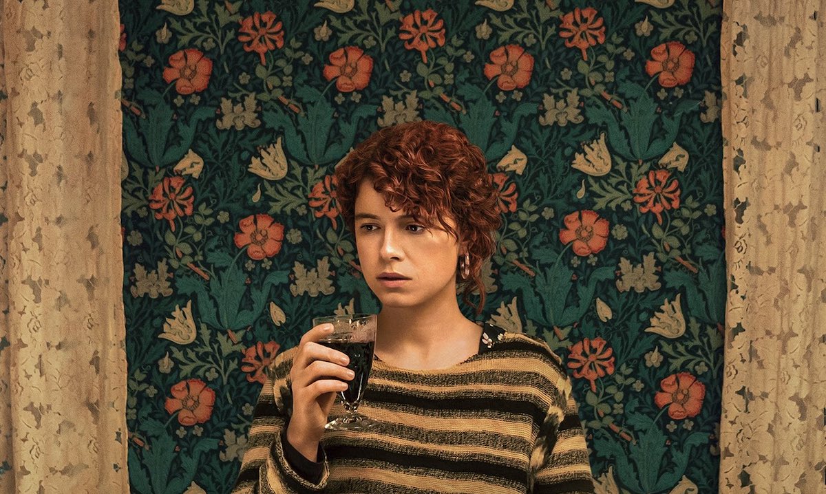 Jessie Buckley Takes Home Best Actress at Critics Choice Awards! | SPIN1038