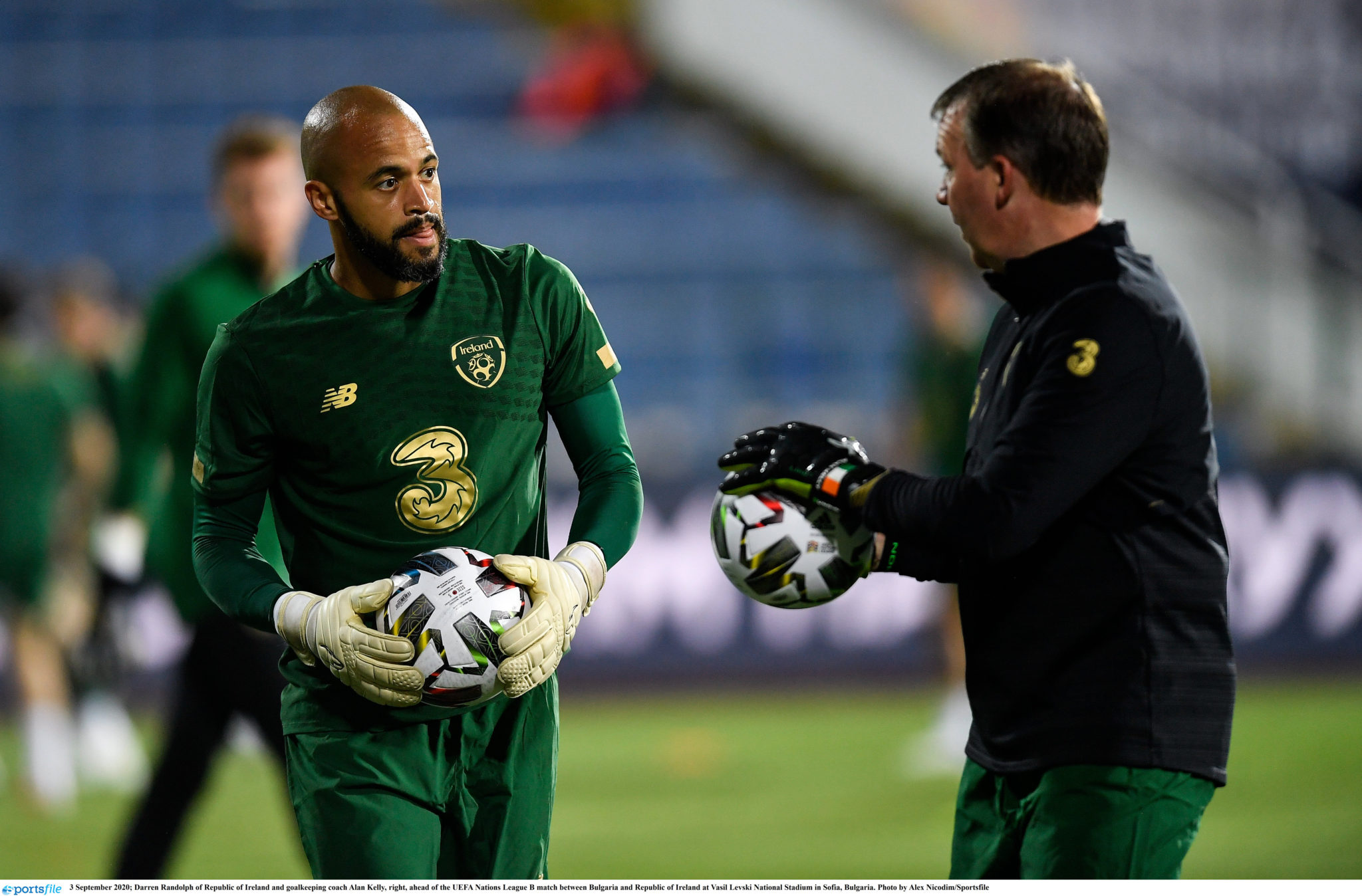 Ireland goalkeeping coach Alan Kelly sits out Bulgaria game over health ...