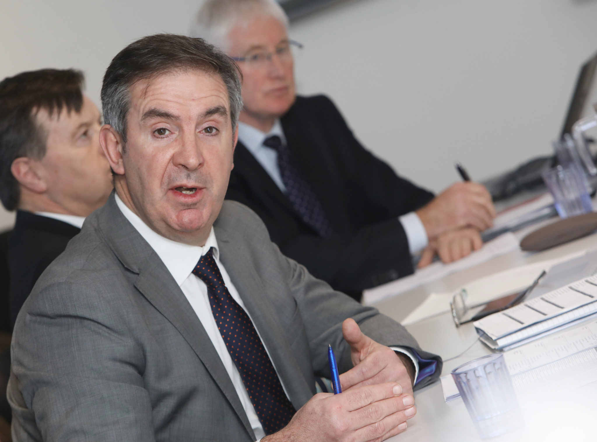 Coronavirus: HSE appoints 'senior operations lead' for vaccines | Newstalk