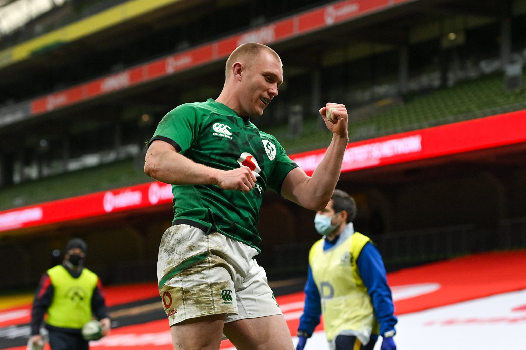Keith Earls the latest Irish old boy to sign new central contract ...