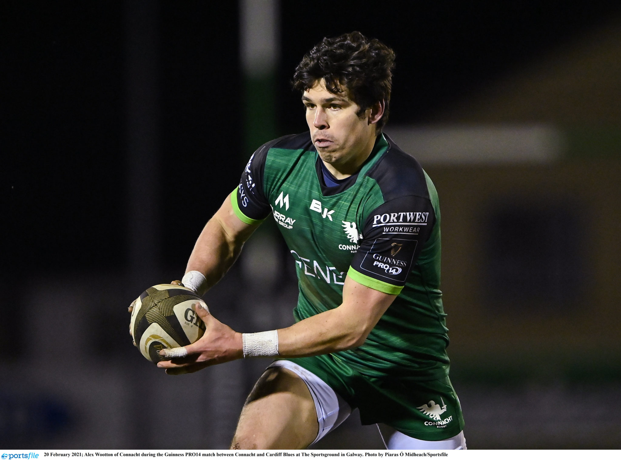 Alex Wootton makes permanent move from Munster to Connacht | Newstalk