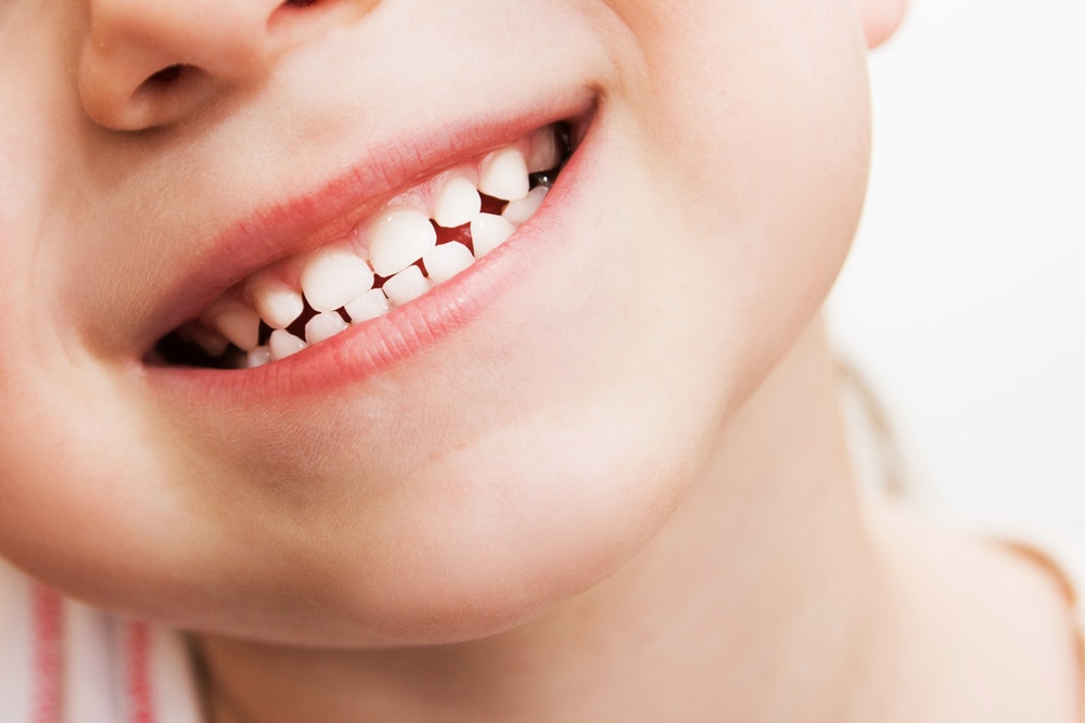 Parenting: My 4 year old keeps trying to pull her teeth out | Newstalk