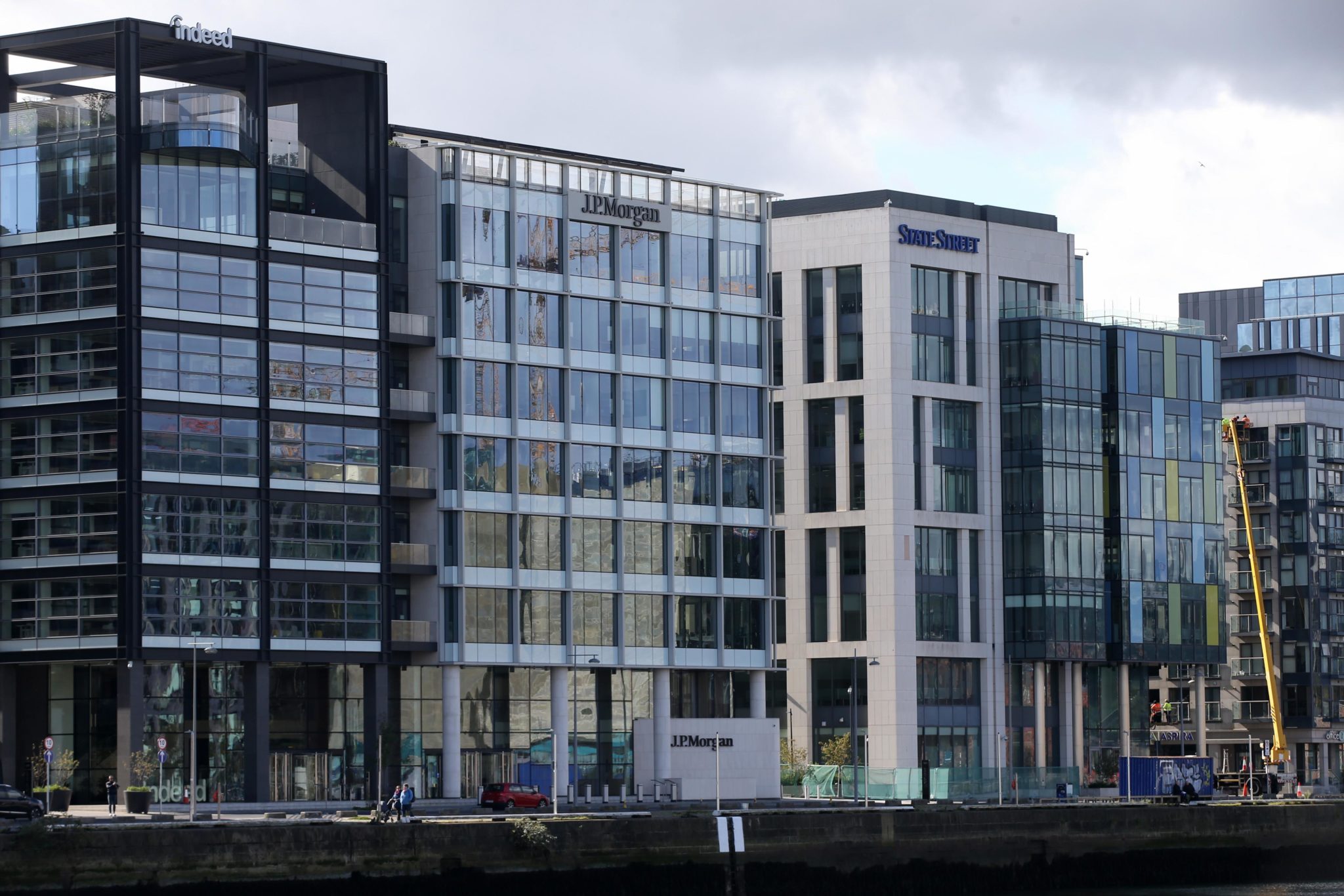 Indeed to lay off up to 600 workers in Dublin office | Newstalk