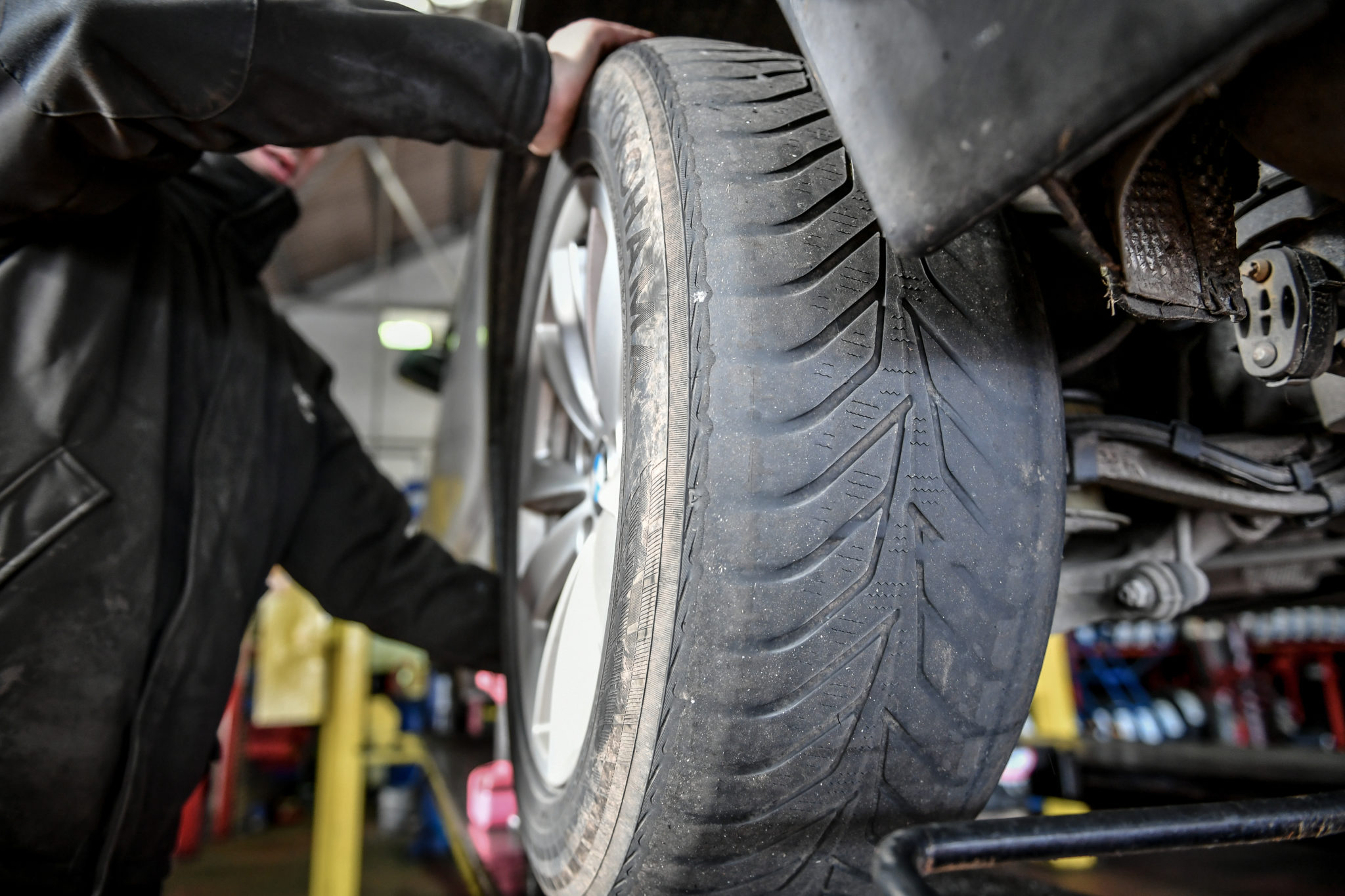 Drivers Urged To Check Tyres During Road Safety Week