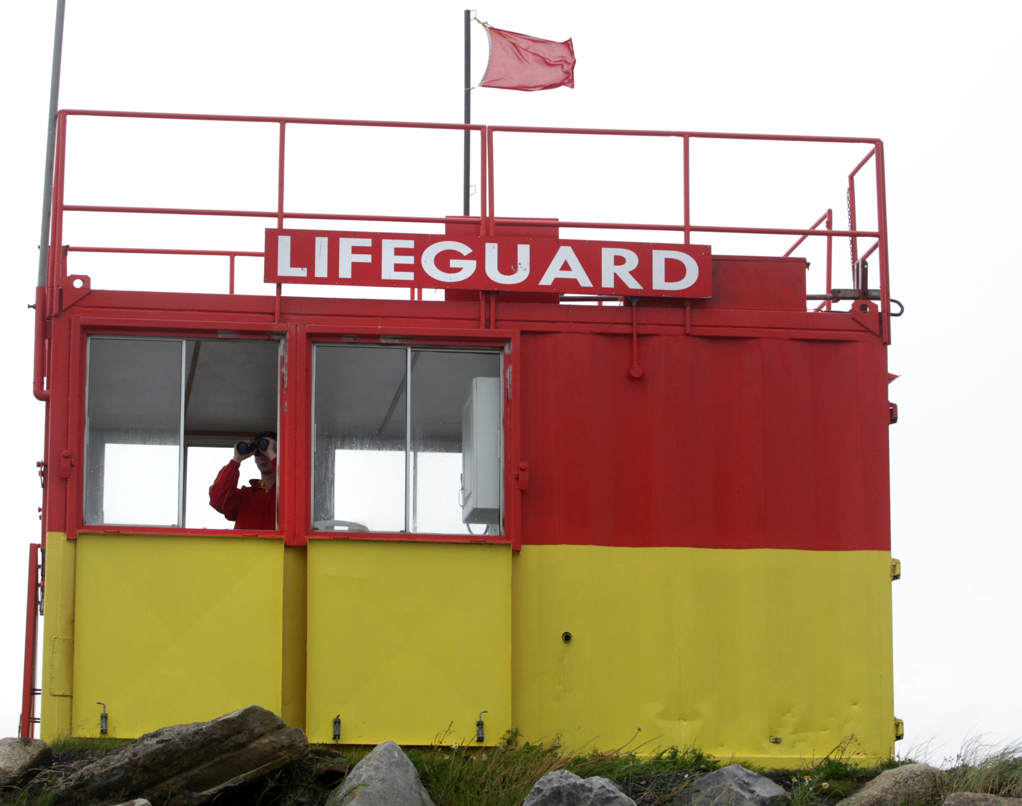 People warned to stay safe on Irish coasts amid Yellow Warnings | Newstalk