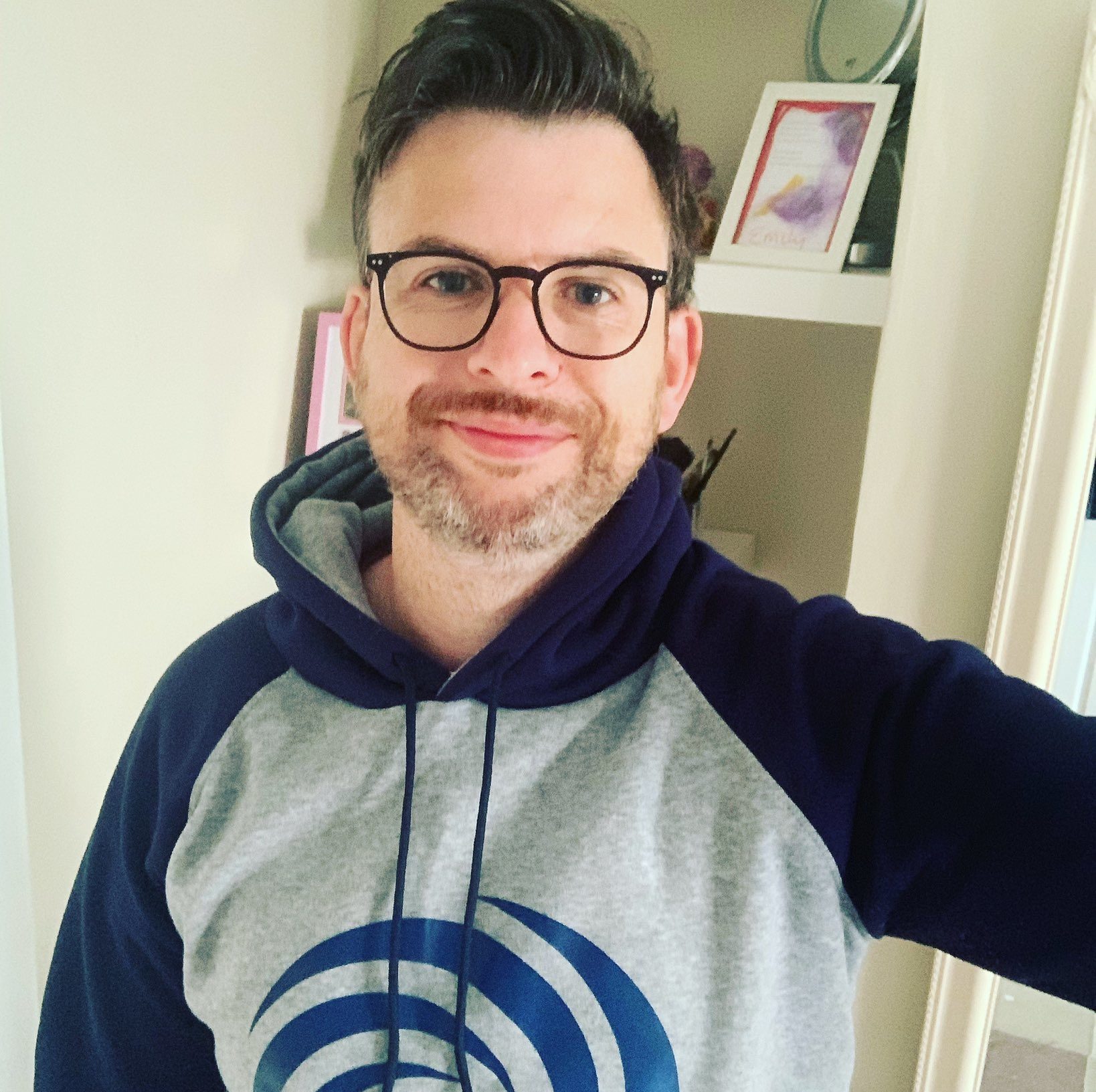 "It basically controls your day" Keith Russell on living with body ...