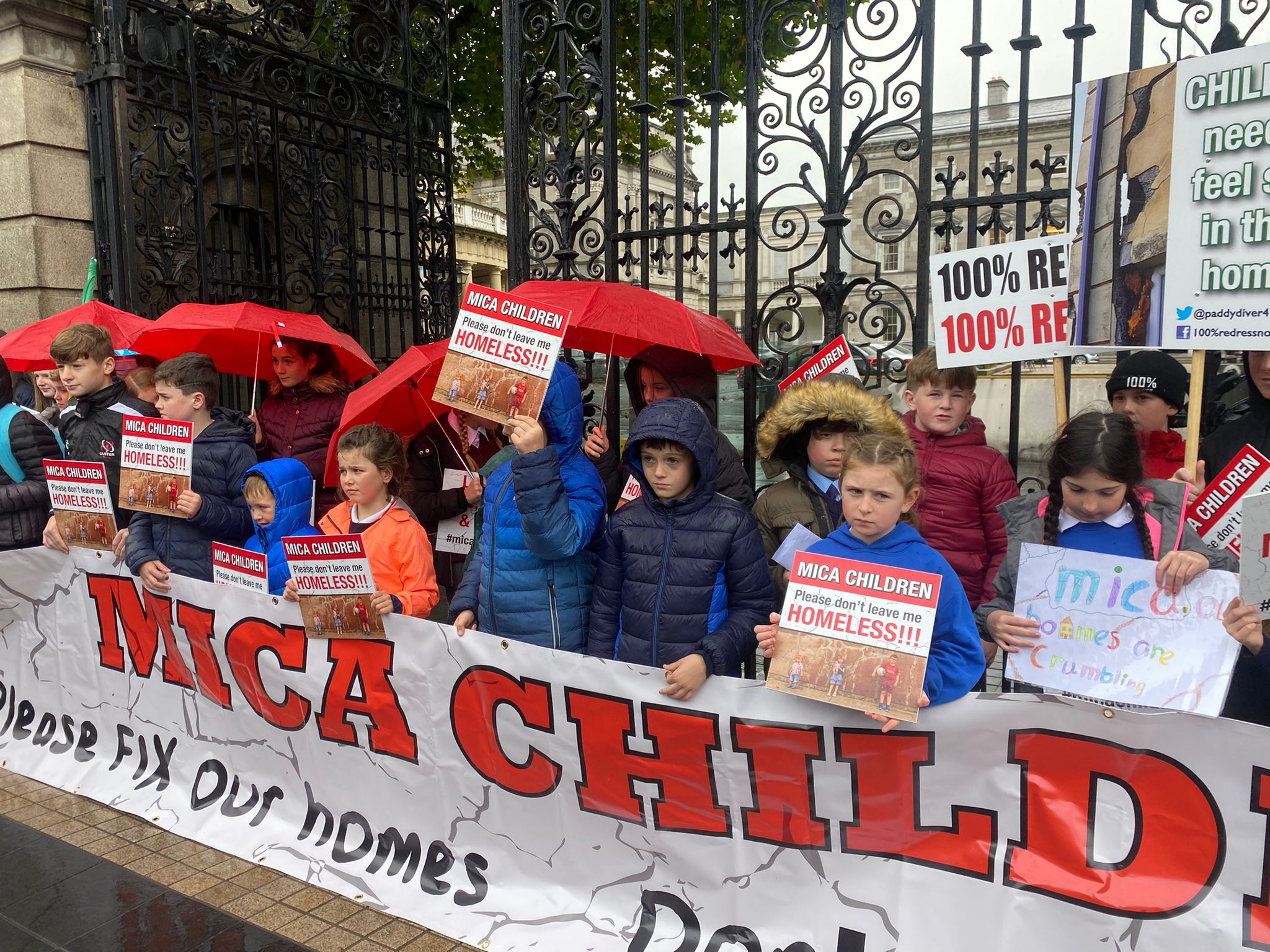 Mica Children Worried Santa Won't Be Able To Visit Their Crumbling Homes