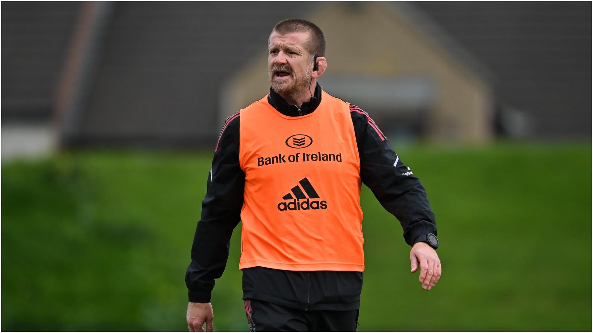 Graham Rowntree signs new Munster deal