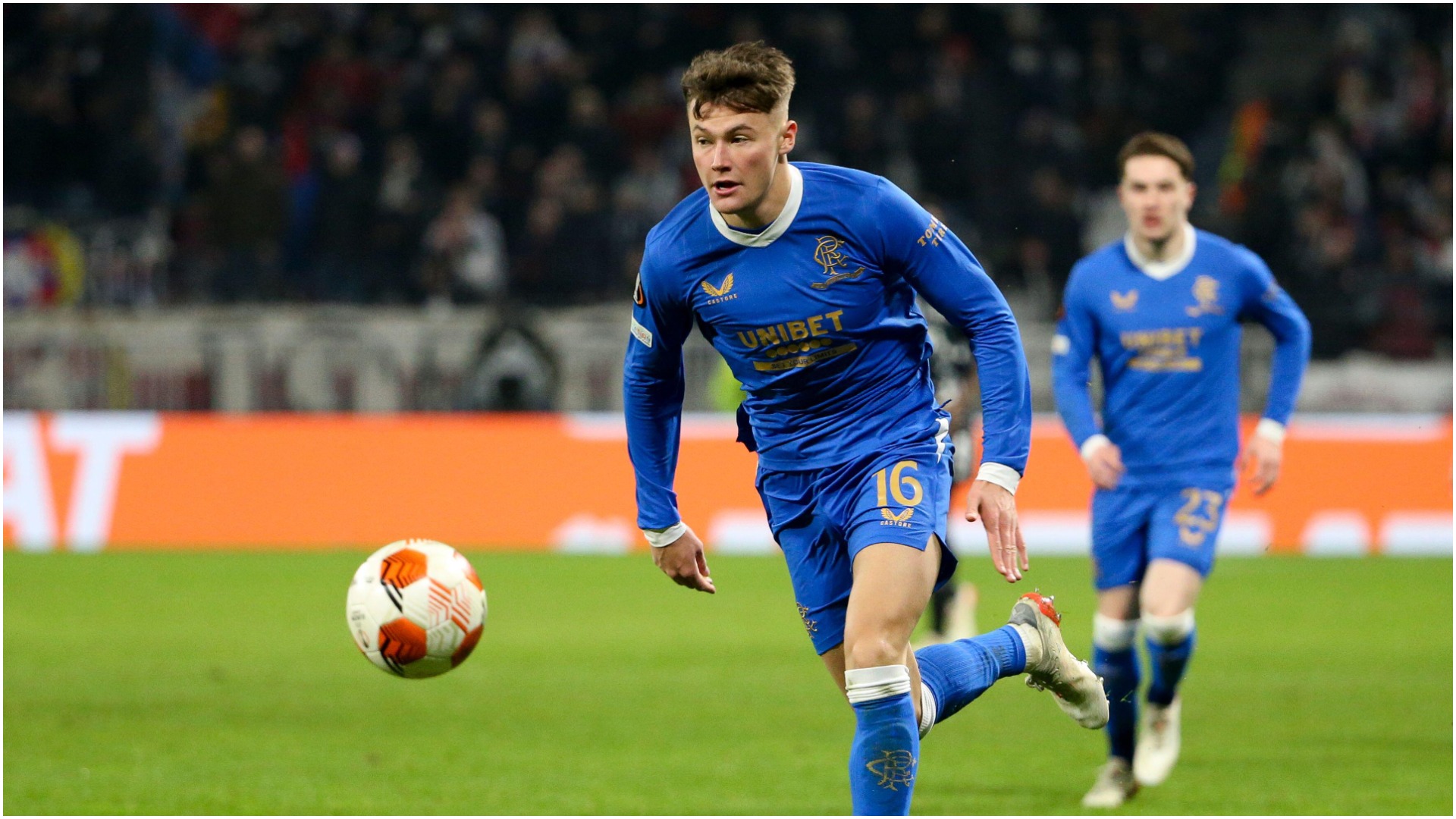 Patterson signs for Everton and is set to compete with Seamus Coleman ...