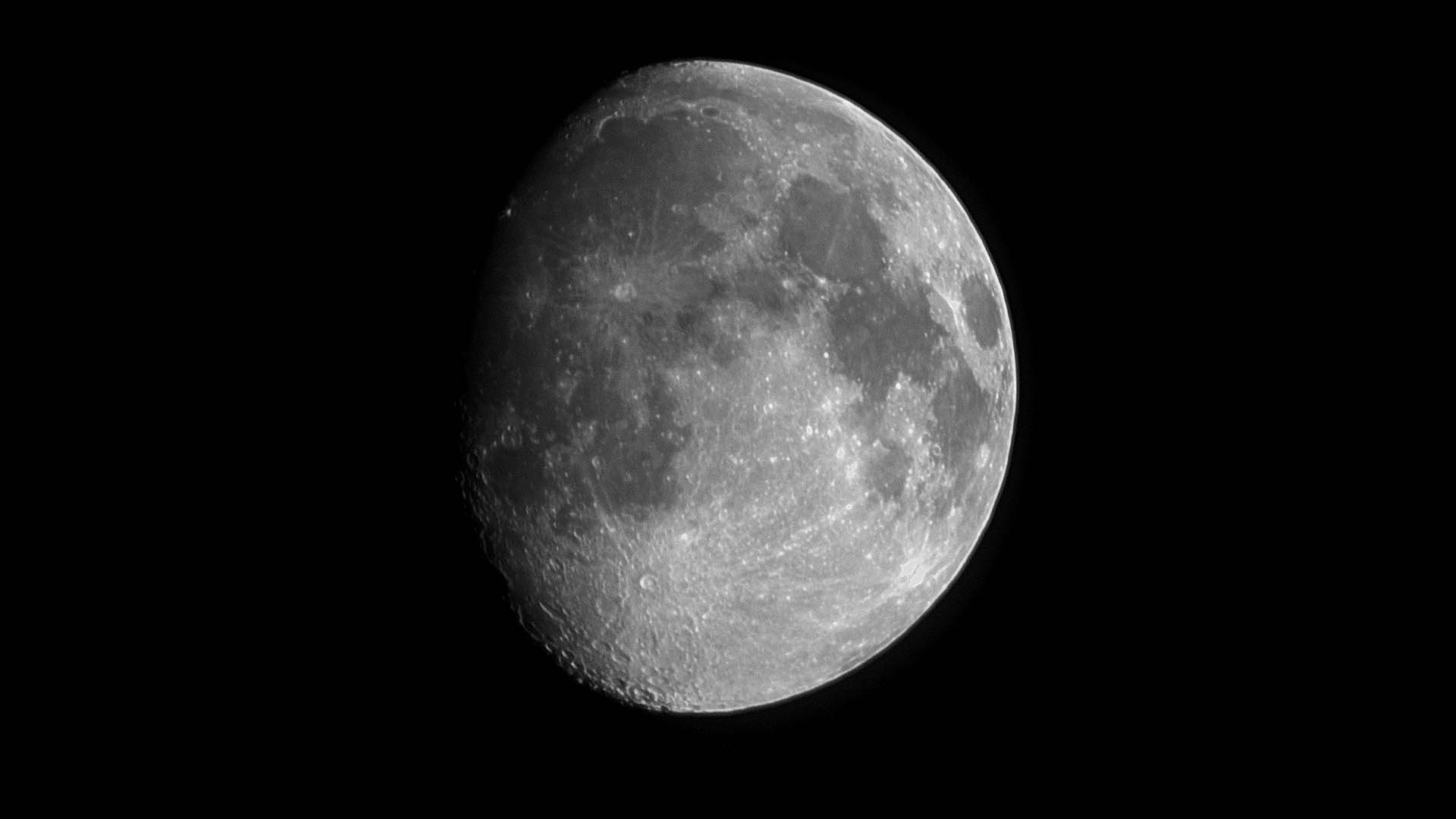 An Out Of Control SpaceX Rocket Is Going To Smash Into The Moon ...