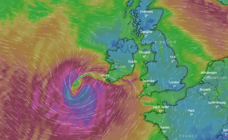 Storm Eunice: Wind, rain, sleet and snow expected | Newstalk
