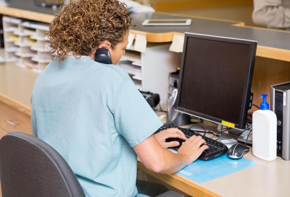 School Secretaries Prepared To Strike For Equal Pay | Newstalk