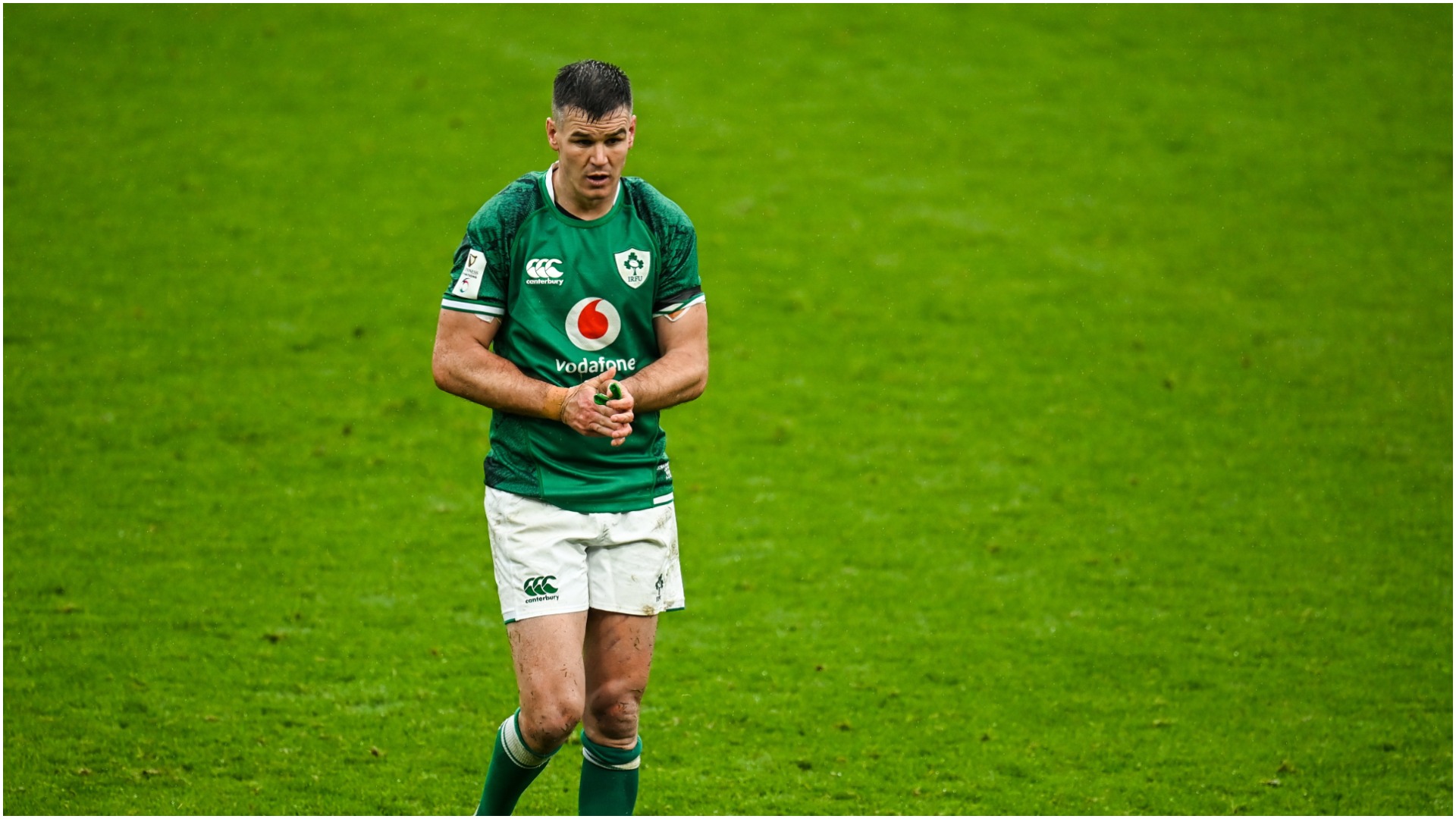 Johnny Sexton returns as Farrell names team for England clash