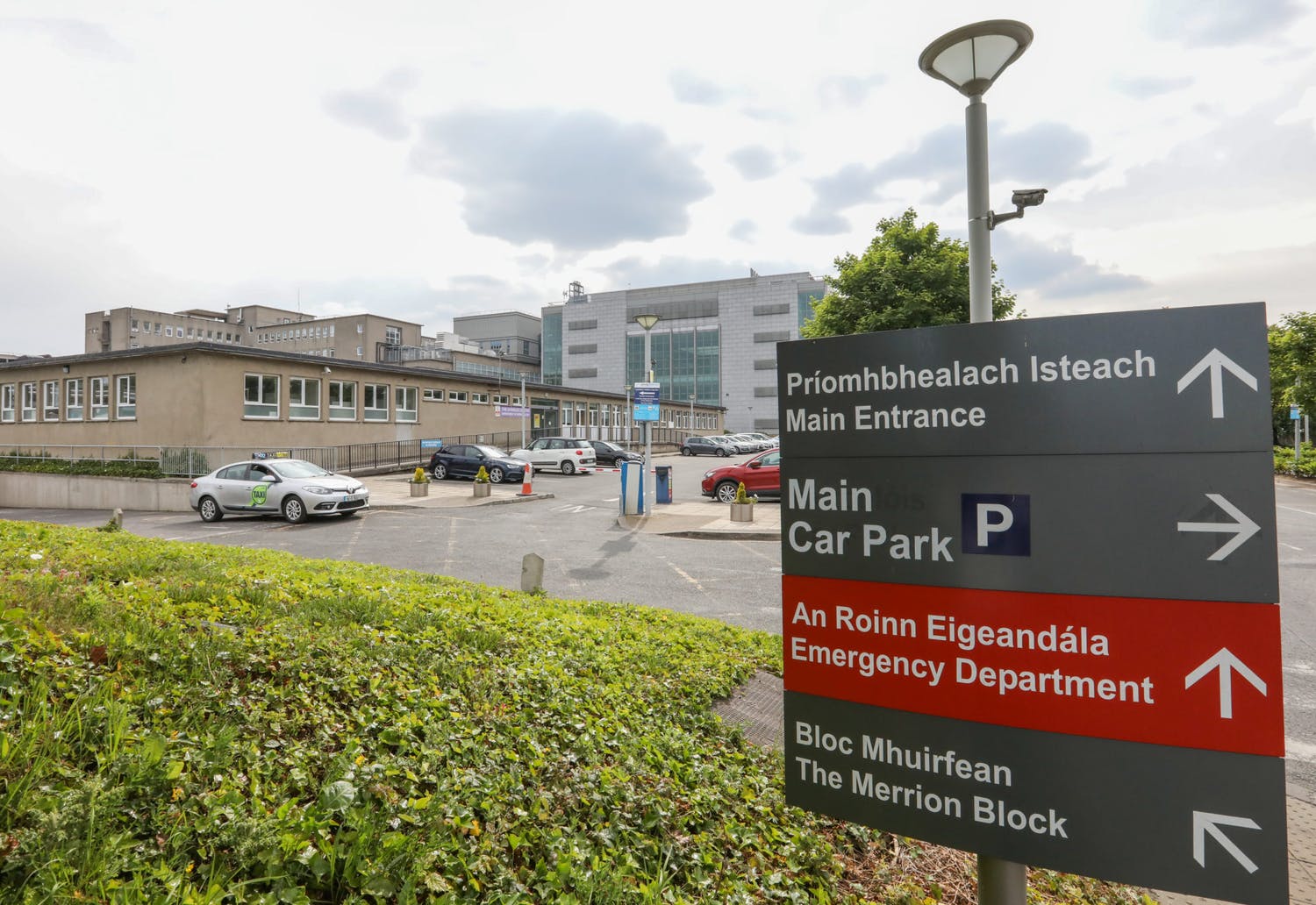 "New public buildings should be in public ownership - simple as that ...