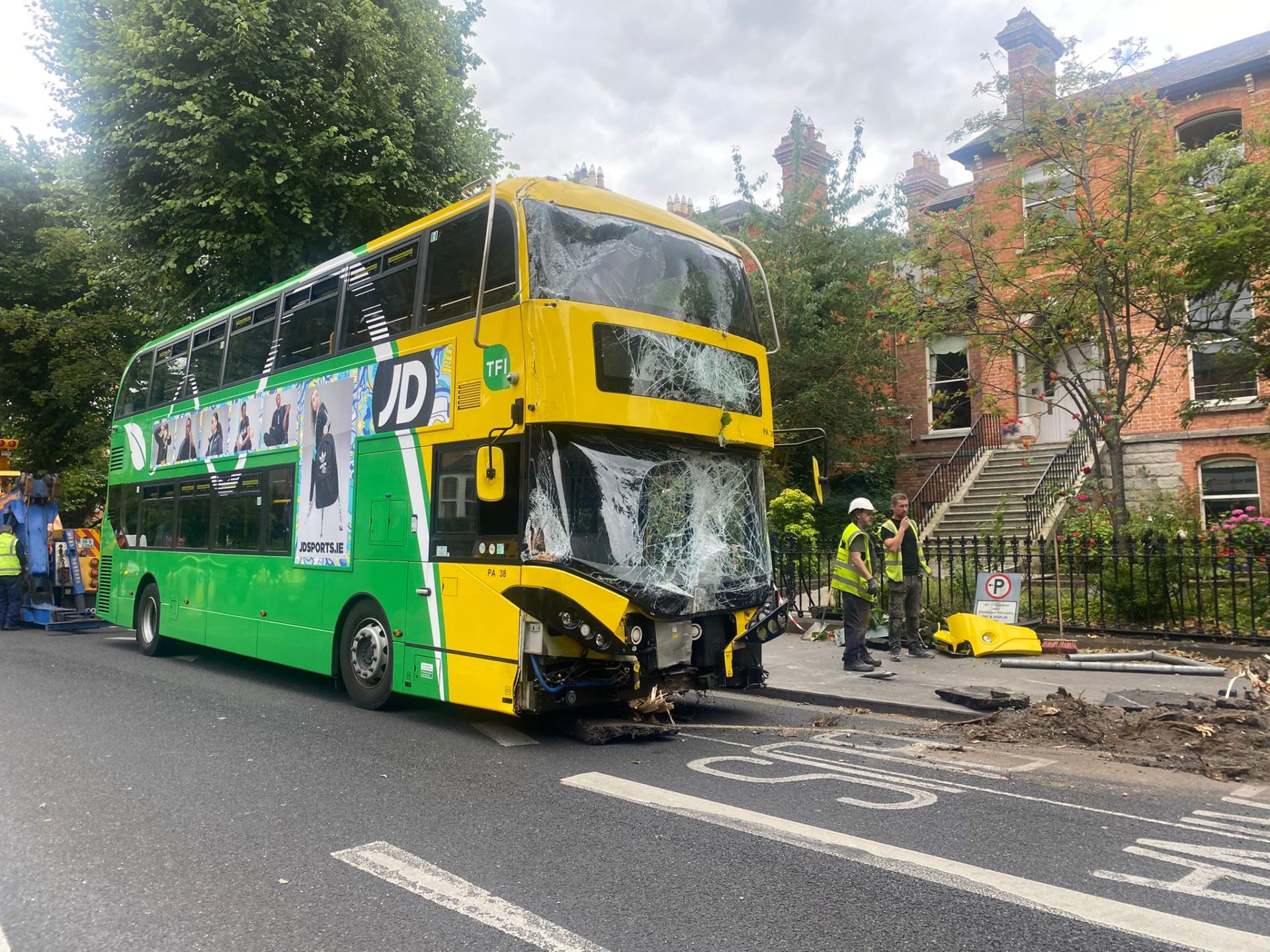 Dublin Bus Driver Hospitalised After Crashing Into Tree Near City Dublin Bus Driver Hospitalised After Crashing Into Tree Near City