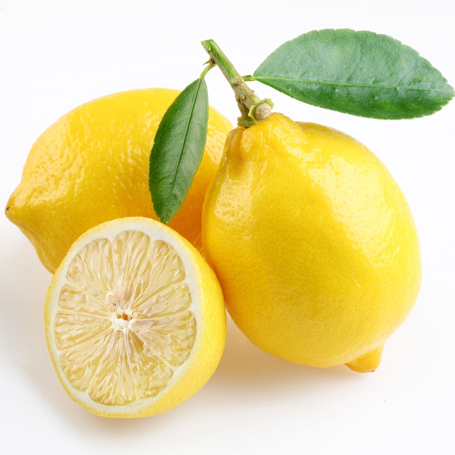 Friday Food: Lemon and Raspberry Drizzle Cake | Newstalk