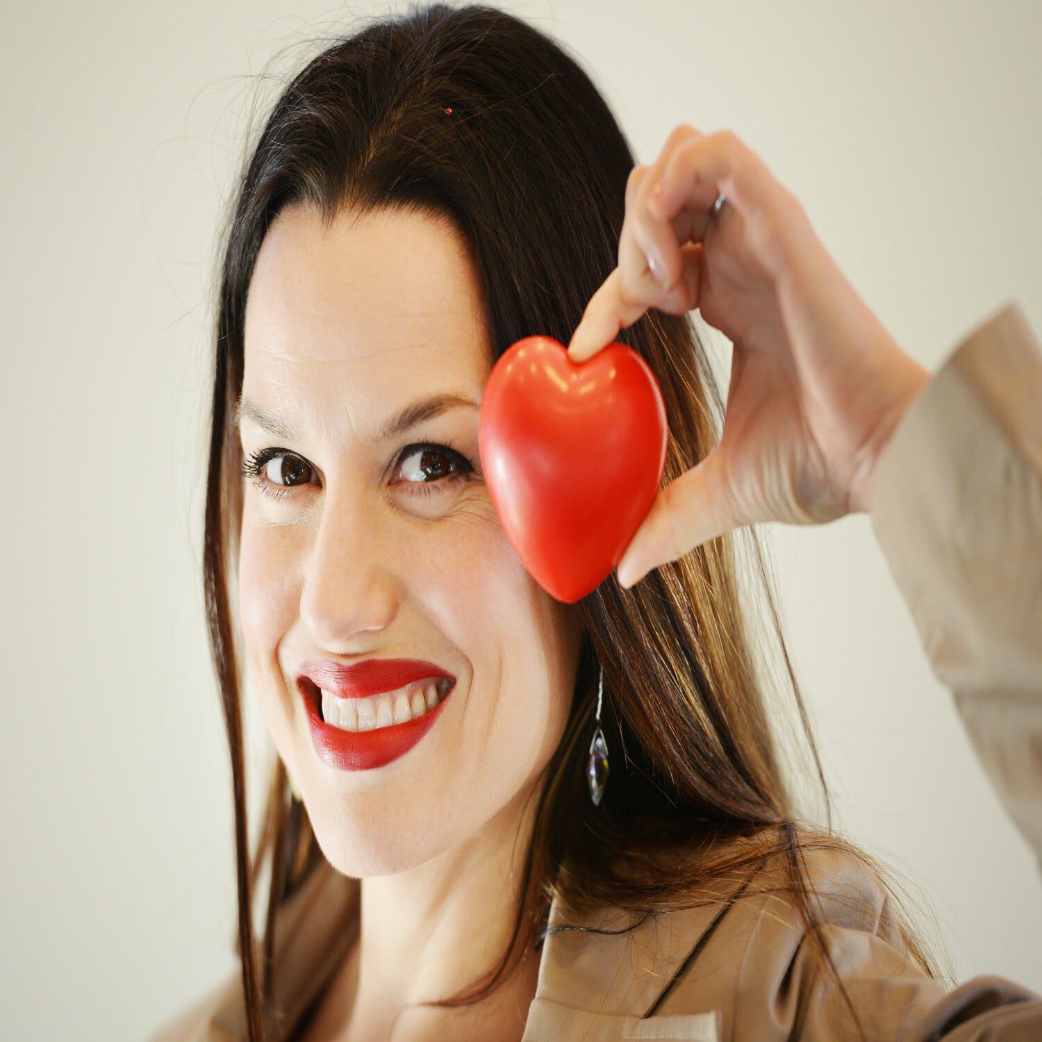 "Looking at the Sun" with Caroline Morahan | Newstalk