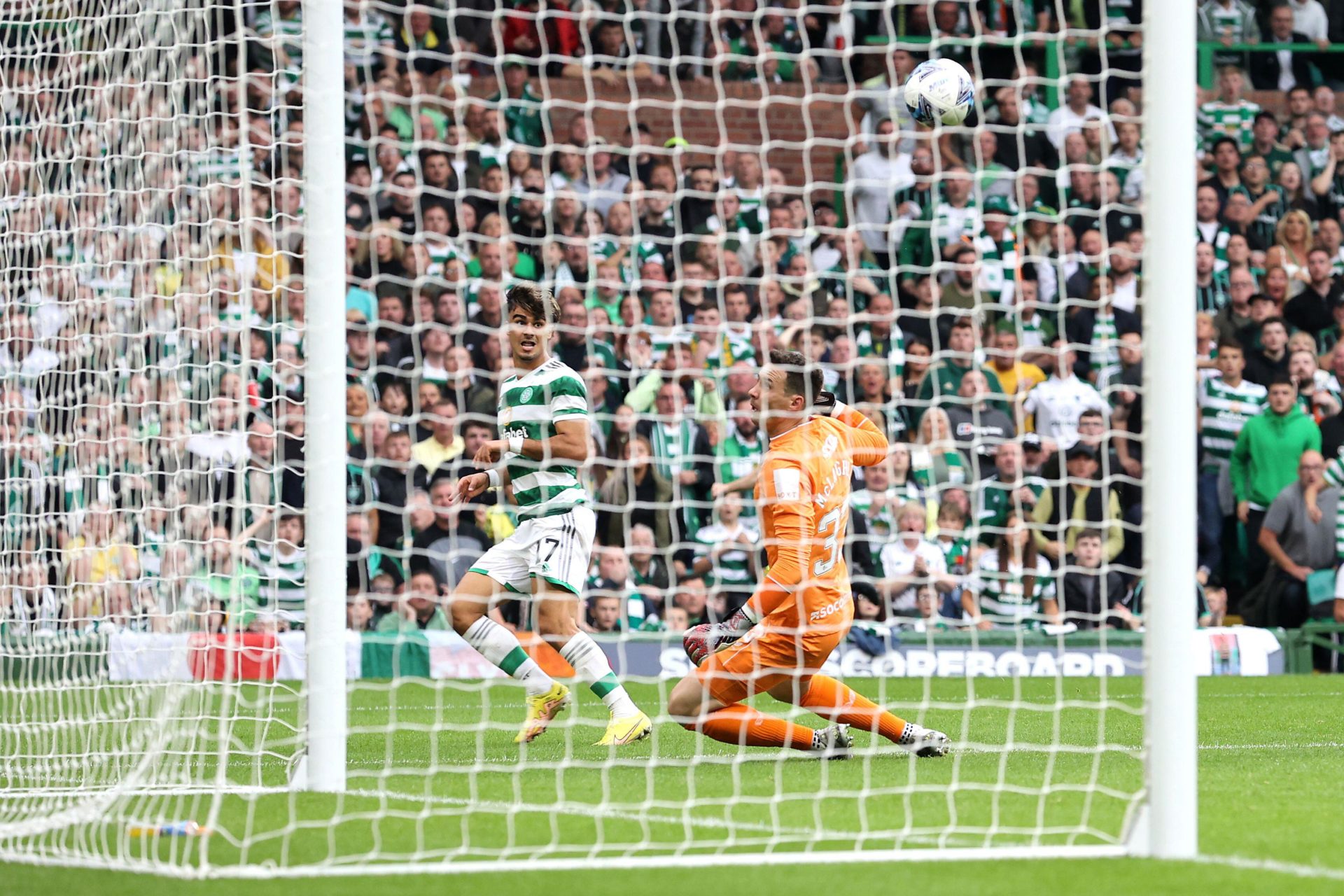 Celtic are doing something Pat Nevin has never seen before | OffTheBall
