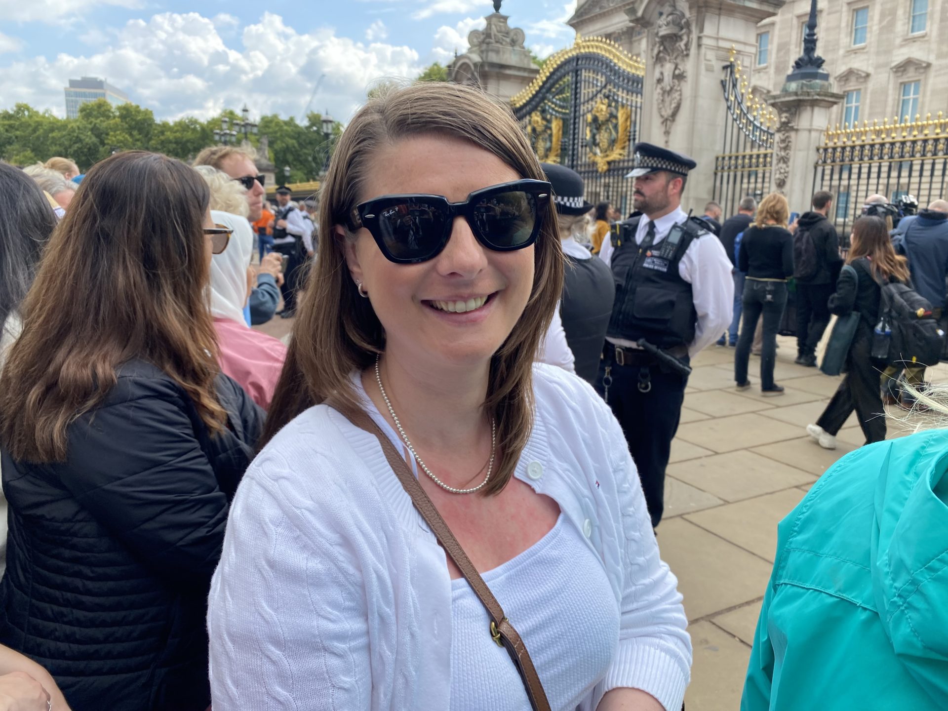 Limerick woman meets King Charles at Buckingham Palace to offer her ...