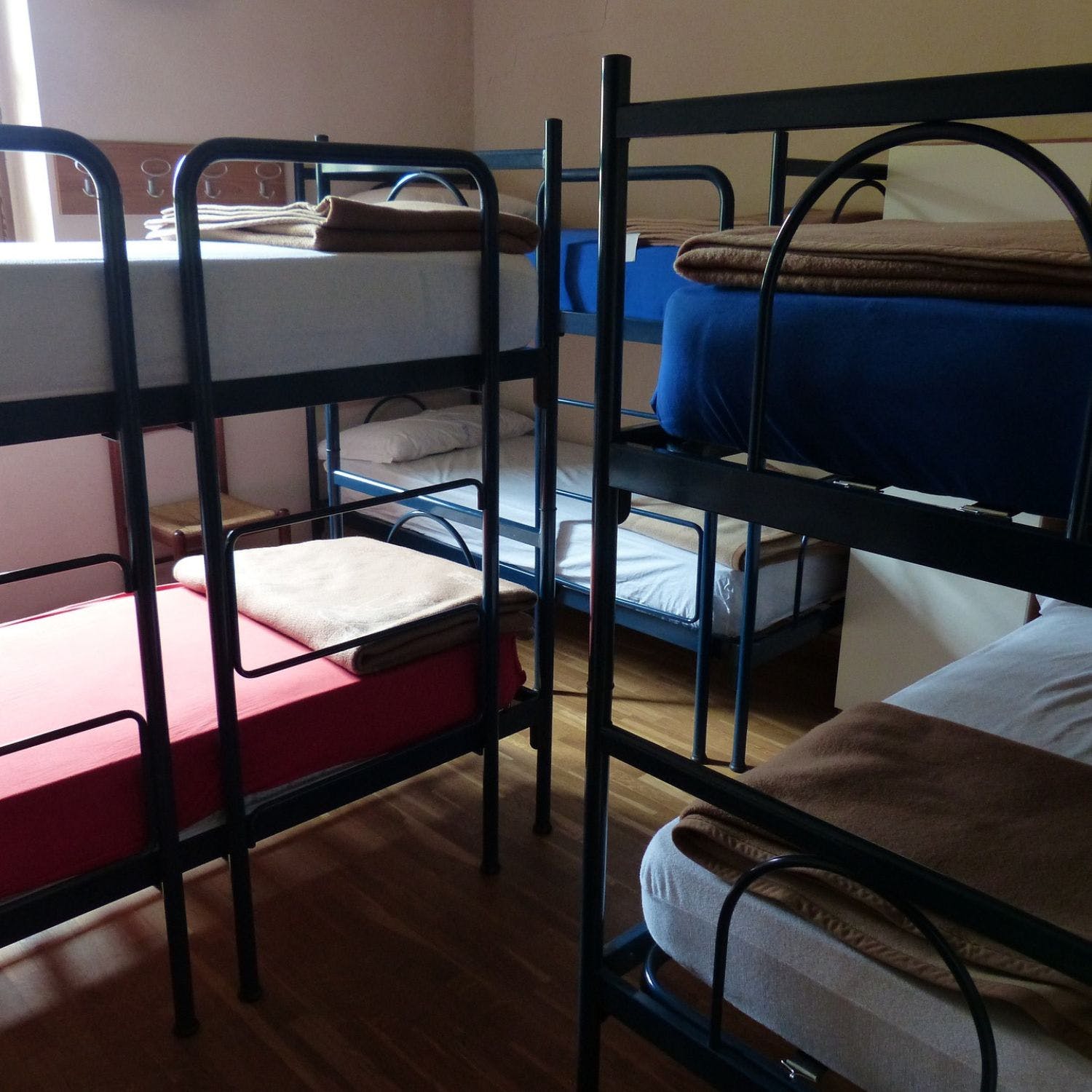 Trinity fellow 'exhausted' from sleeping in hostel dormitories | Newstalk