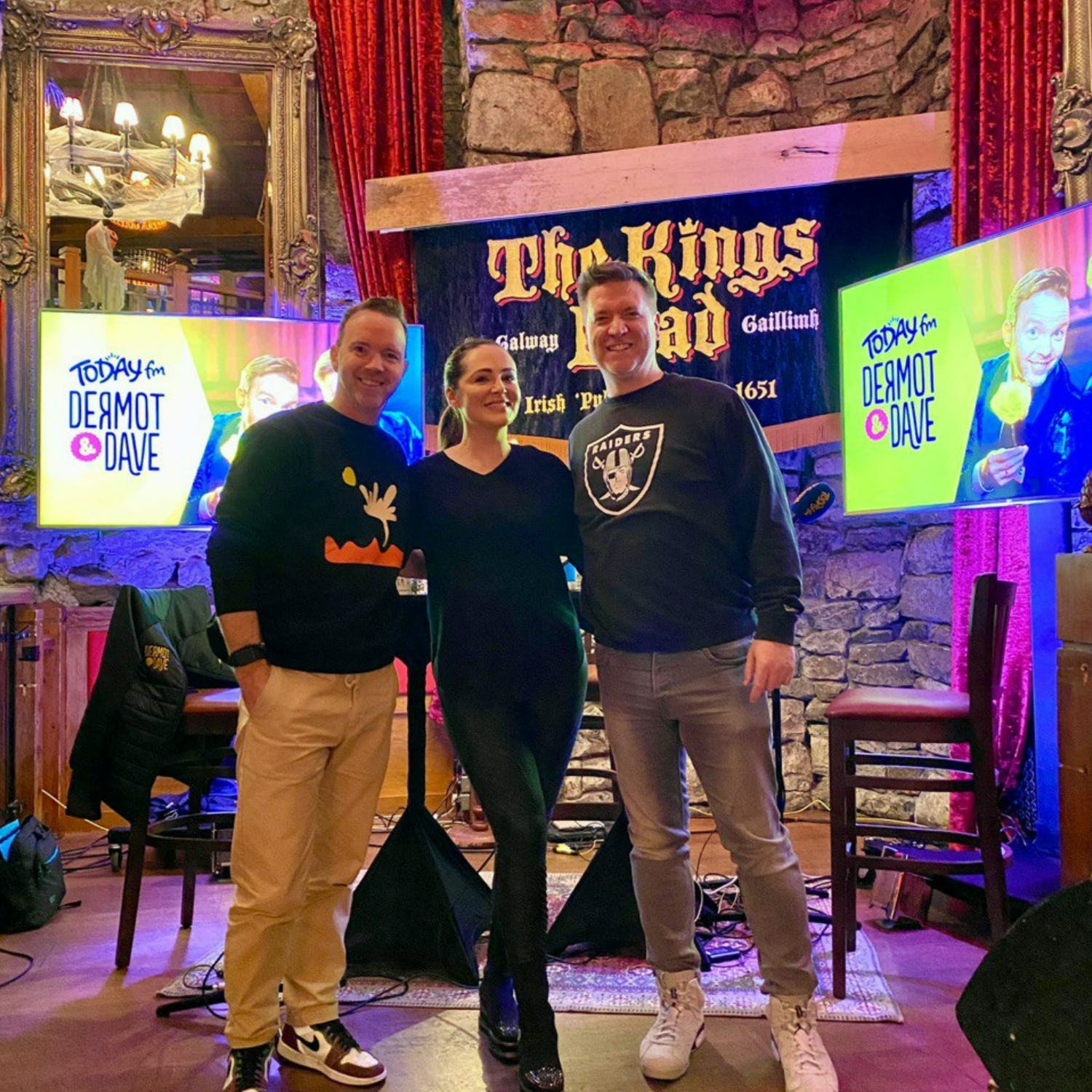 Galway Girl Grainne Seoige Teaches Us A Cúpla Focal