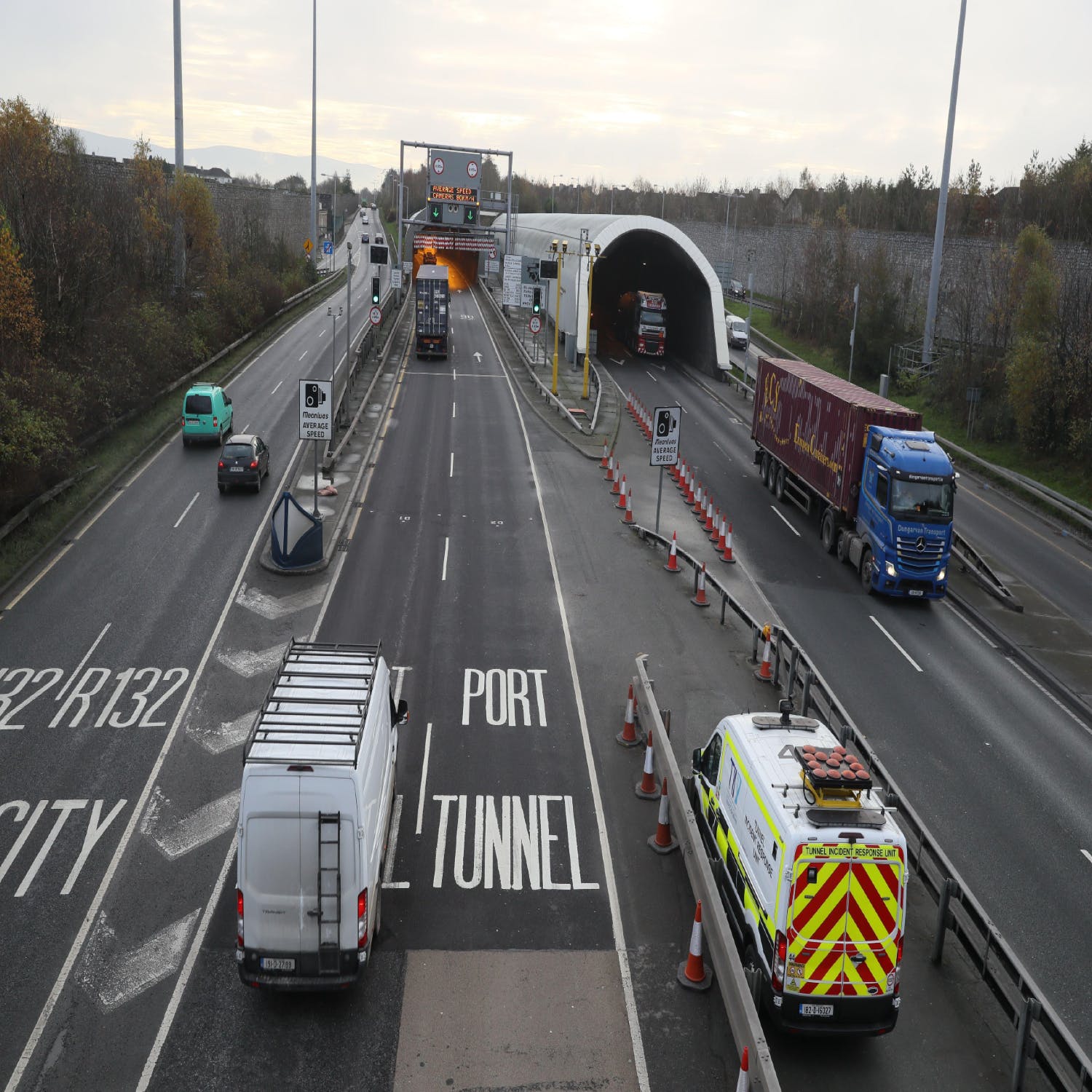 The ‘East Wall residents' group blocked Dublin's Port Tunnel last night ...