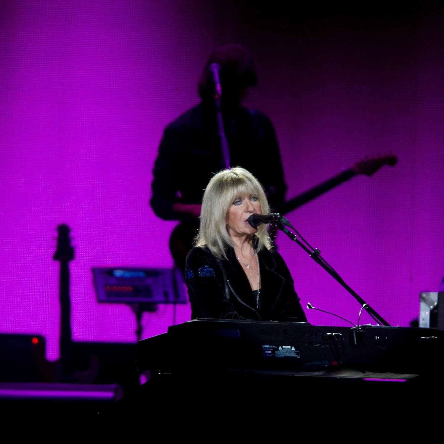Fleetwood Mac Singer Christine McVie Dies at the age of 79 | Newstalk