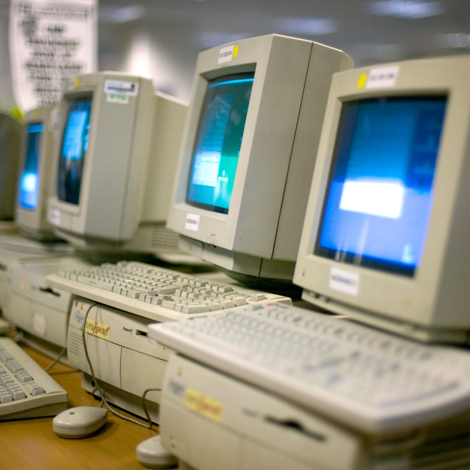 Listen To These People Trying To Figure Out What The Internet Is In 1994