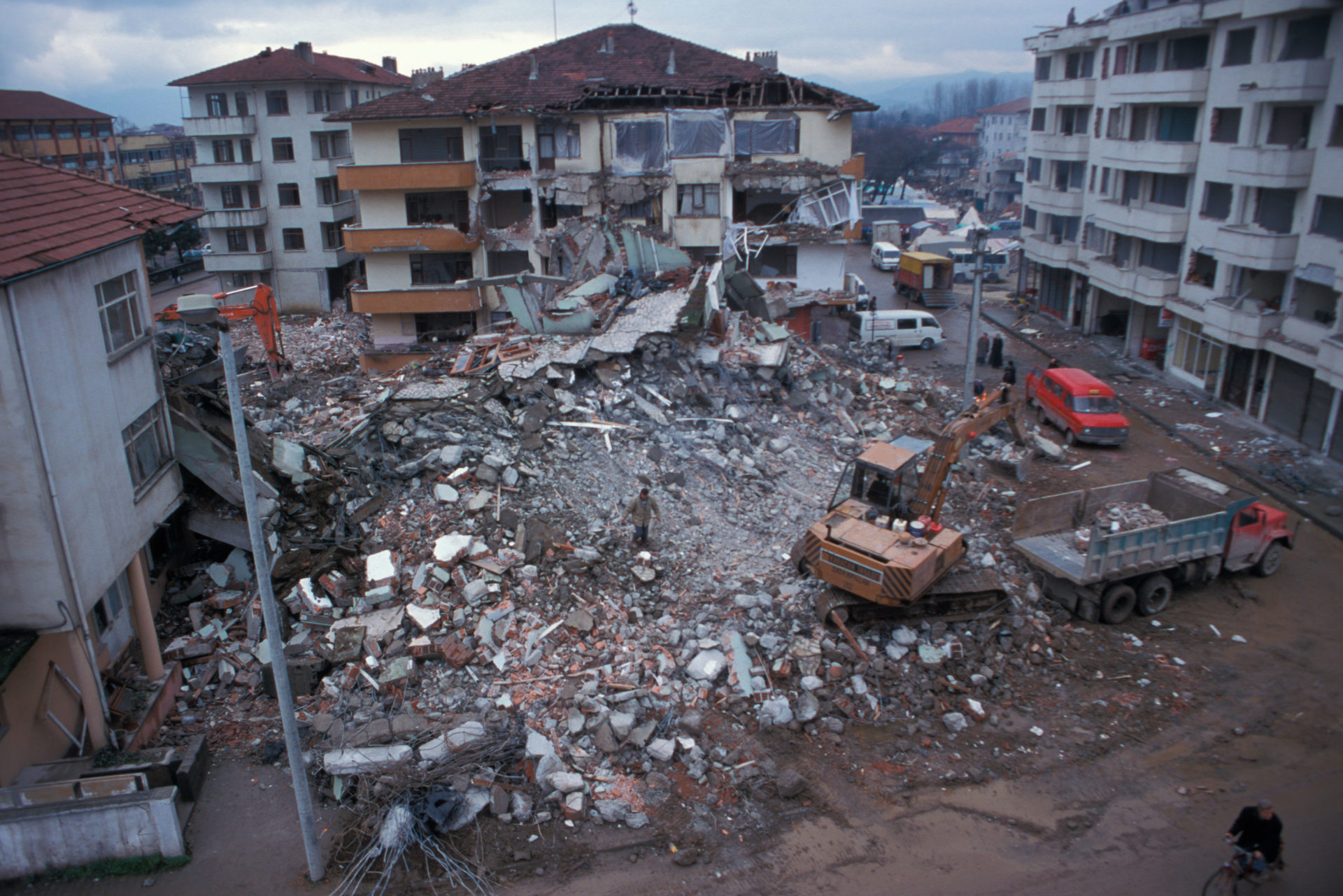 Rescue Efforts Continue In Turkey And Syria As Quake Death Toll Rises ...