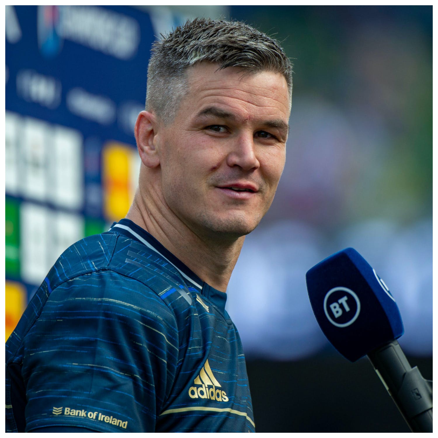 Gift Grub: Ian Questions Johnny Sexton's New Book With Disastrous Results