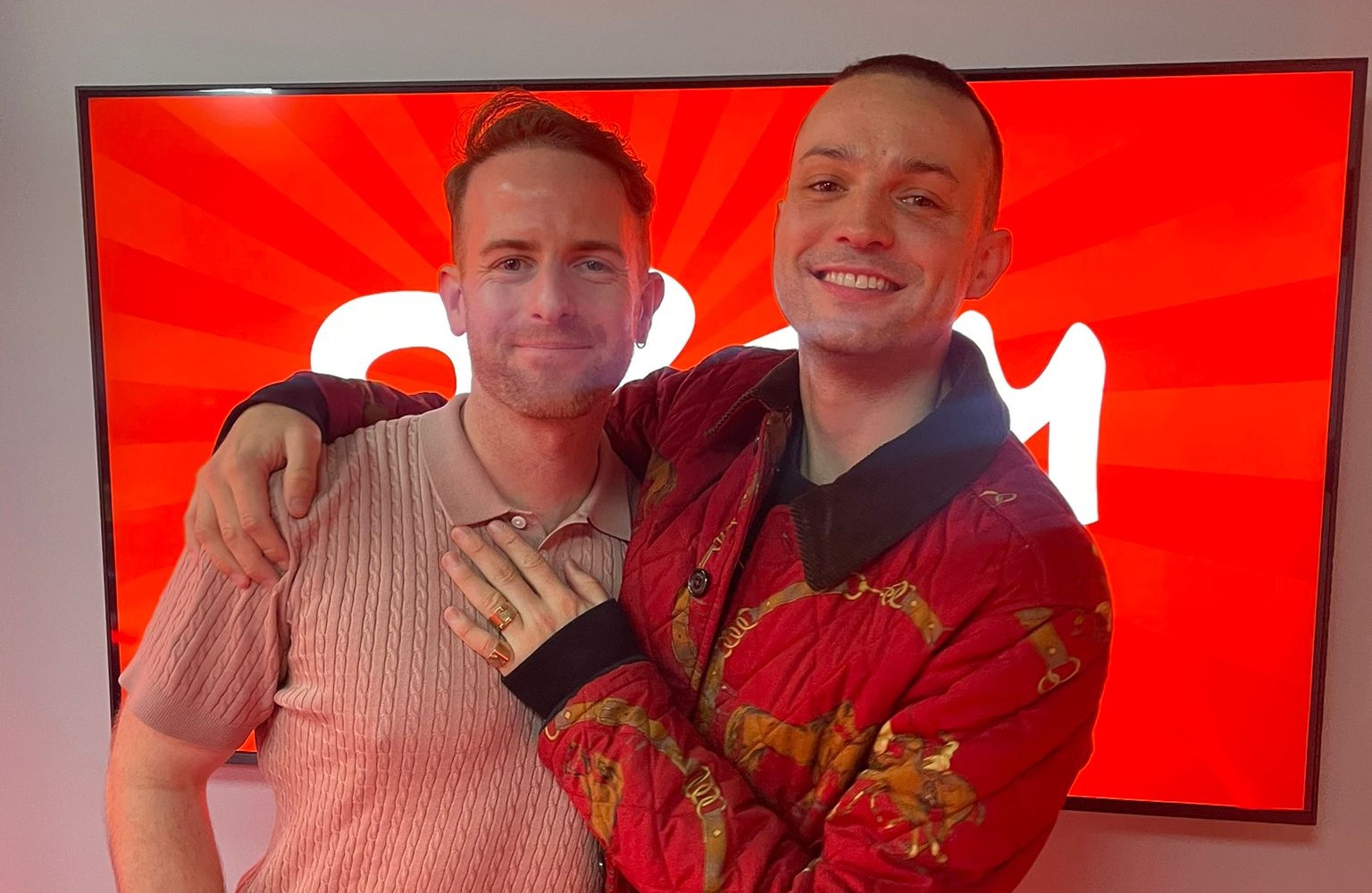 Grá ar an Trá Host James Kavanagh Says Show Will Be 'Grown Up Gaeltacht ...