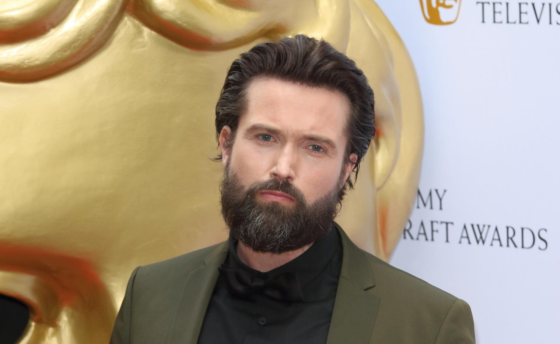 Kin star Emmett Scanlan says show is a ‘family drama’ - ‘It’s make ...