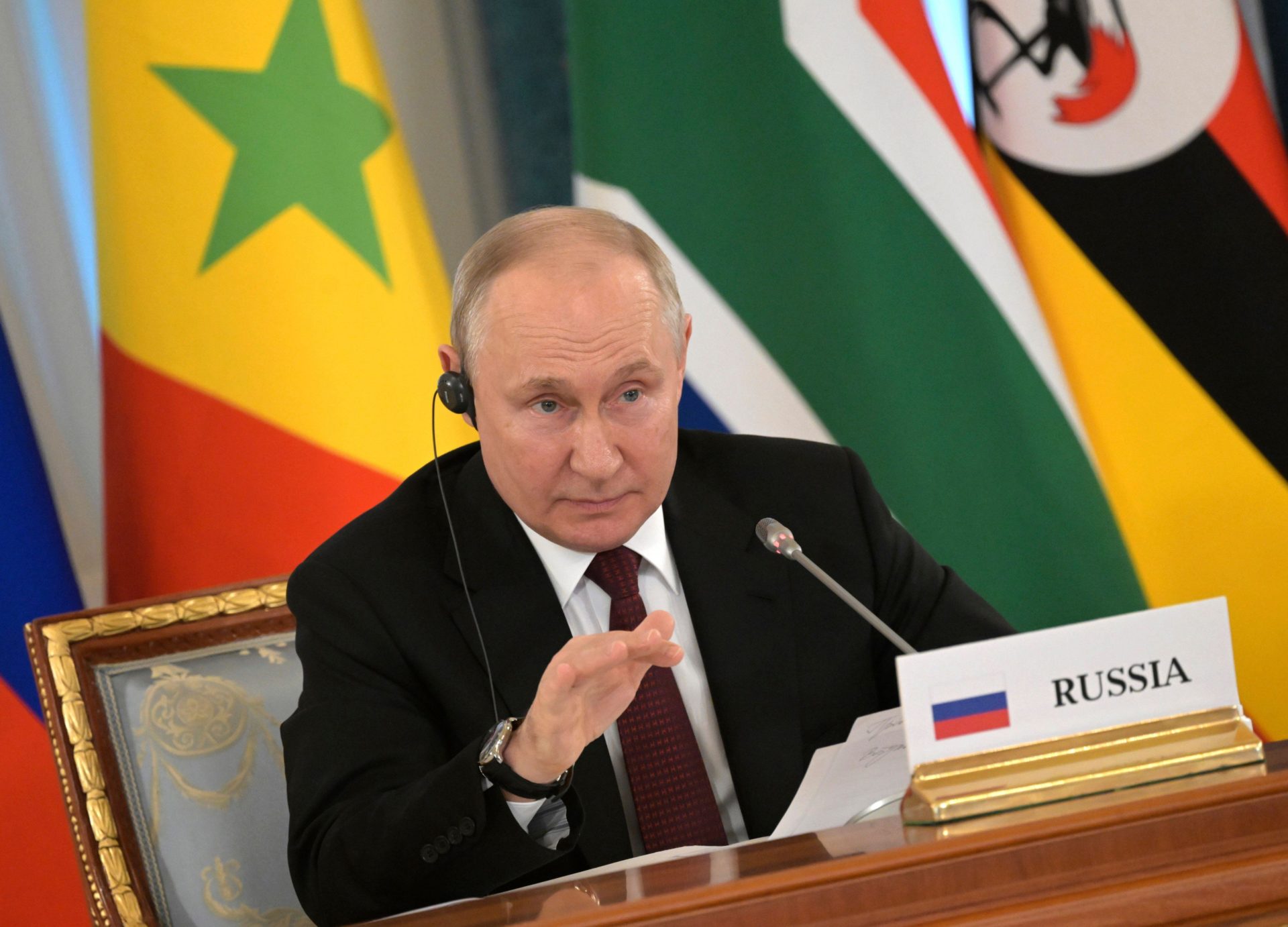 Putin claims he is open to peace talks with Ukraine | Newstalk
