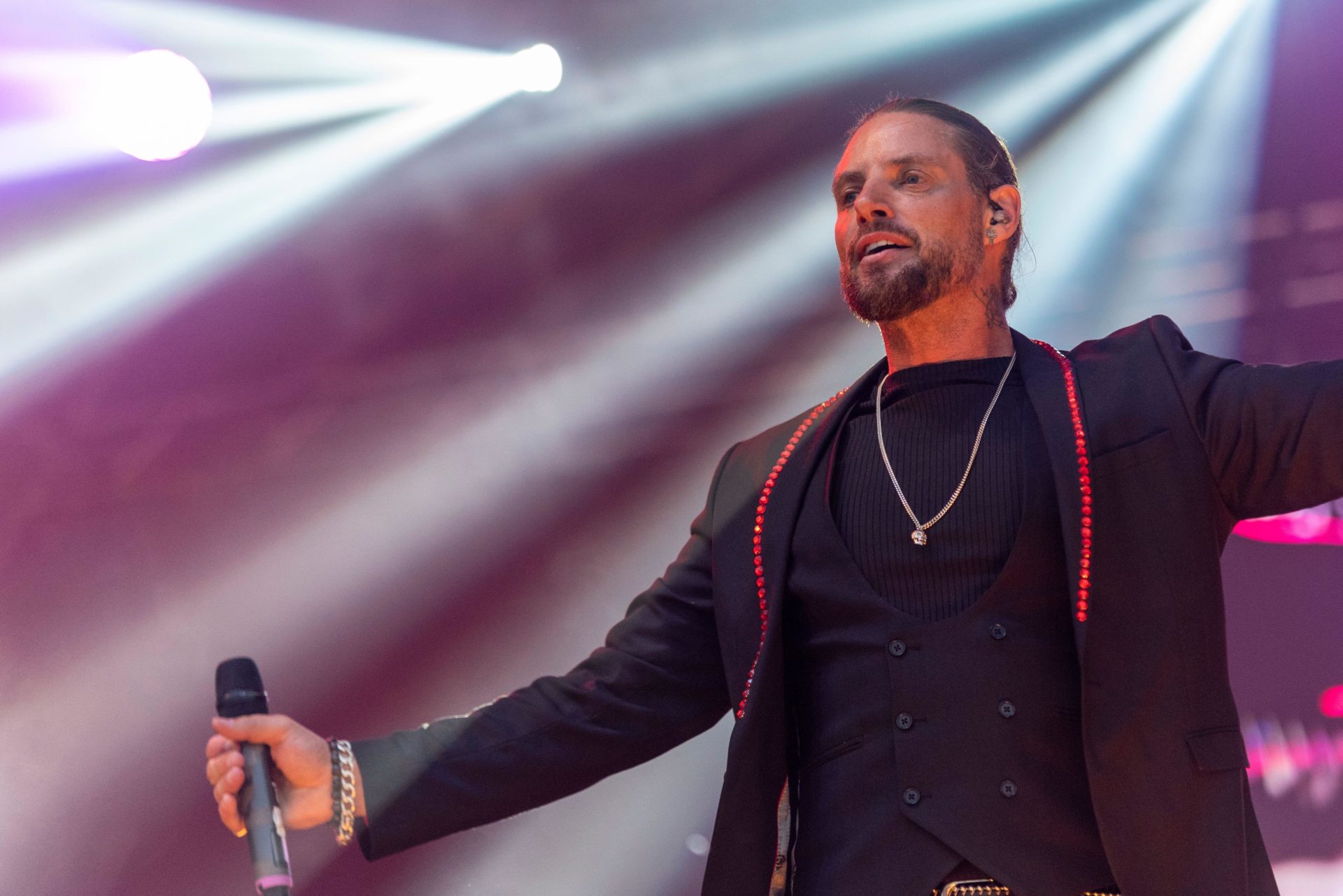 Keith Duffy Is Getting His Own Show Called 'Keith's Teeth' | www.98fm.com