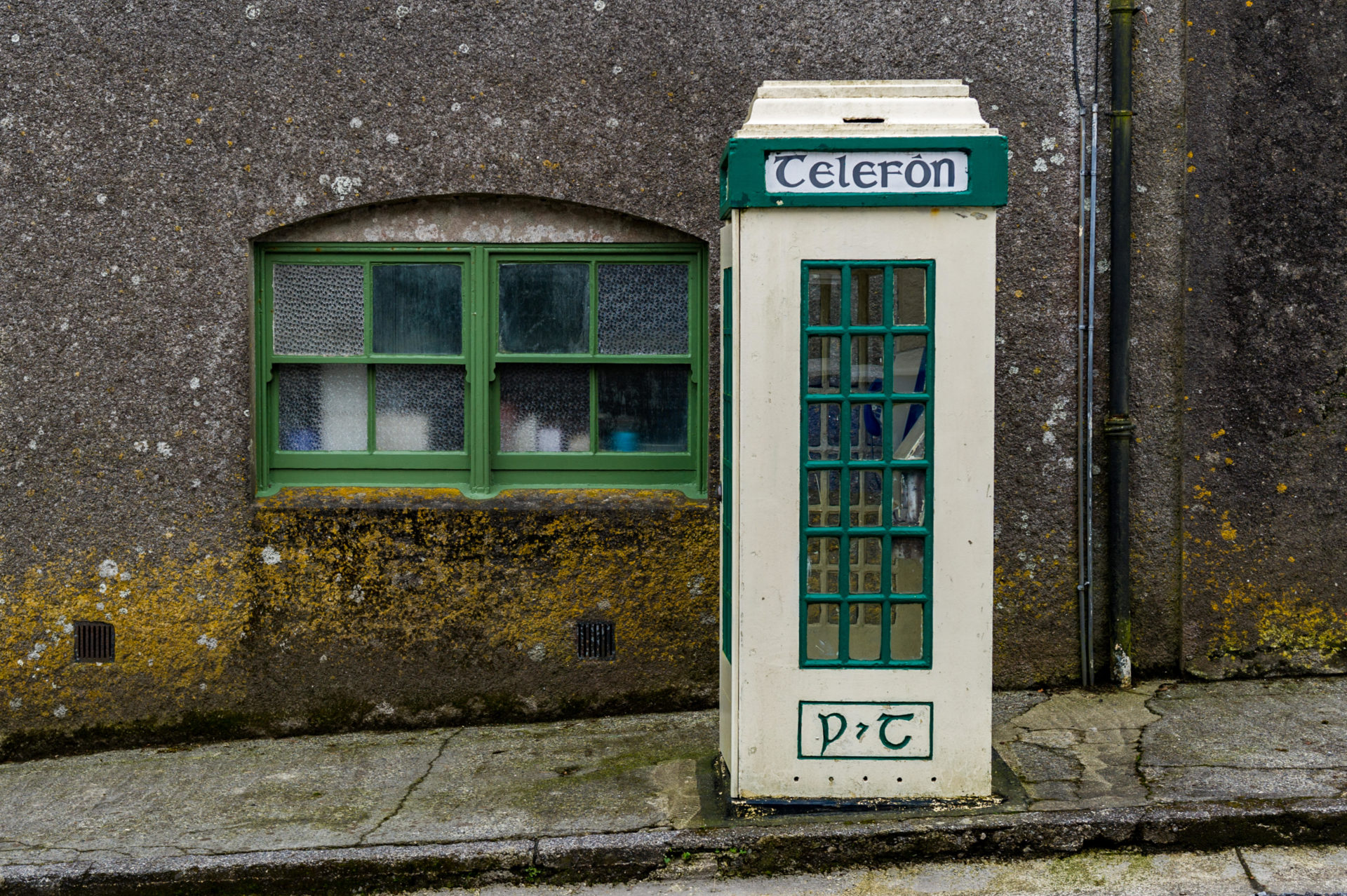 'Everyone loves the old Irish phone boxes' - Should they be replaced ...