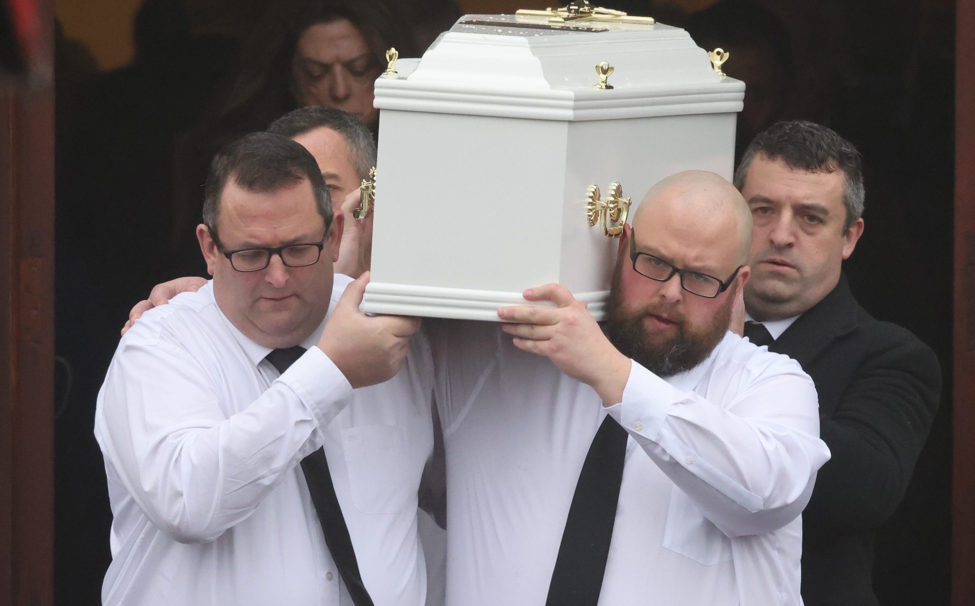 Matthew Healy's father pays emotional tribute: 'I'm so sorry I couldn't ...