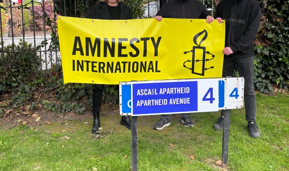Amnesty renames street outside Israeli Embassy ‘Apartheid Avenue ...