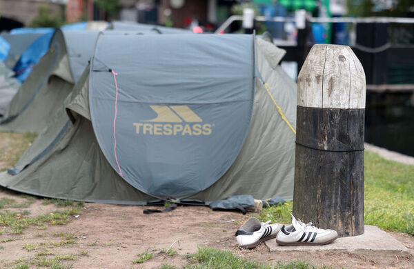 Asylum seeker arrivals average 54 per day last week | Newstalk