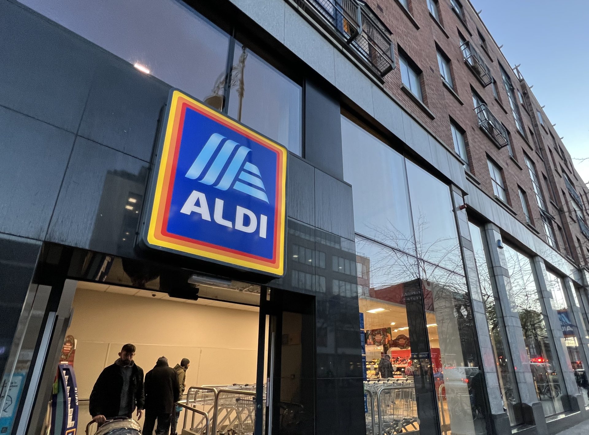 Aldi marks 25 years in Ireland: How the supermarket landscape changed ...